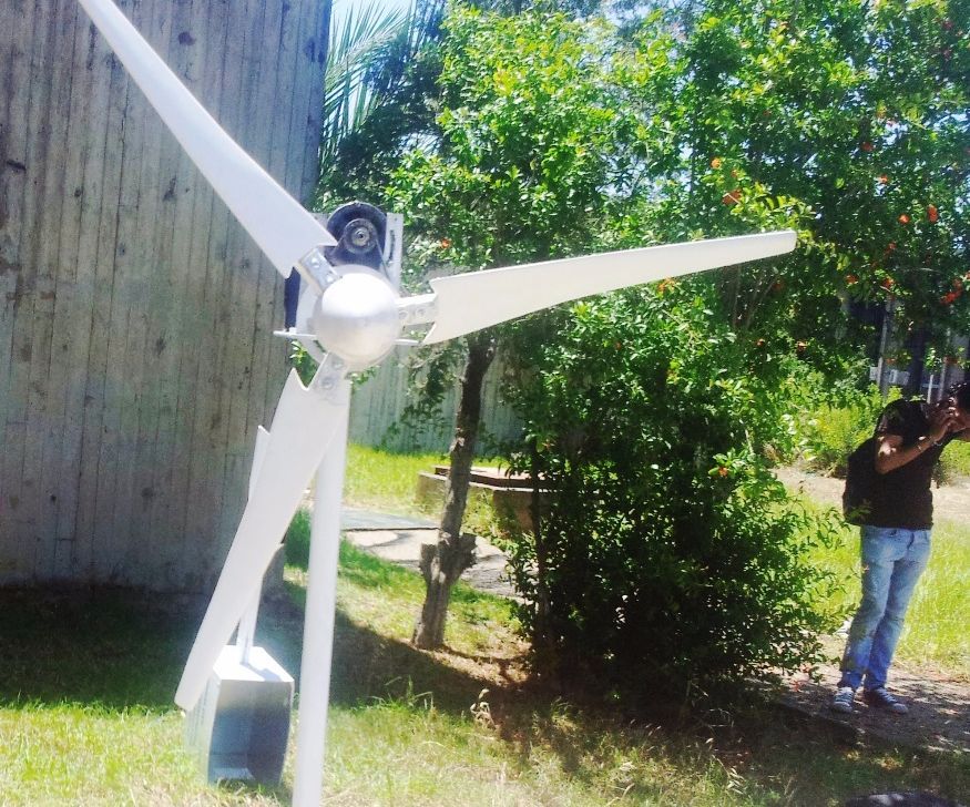 Windy the Small Wind Turbine : 10 Steps - Instructables