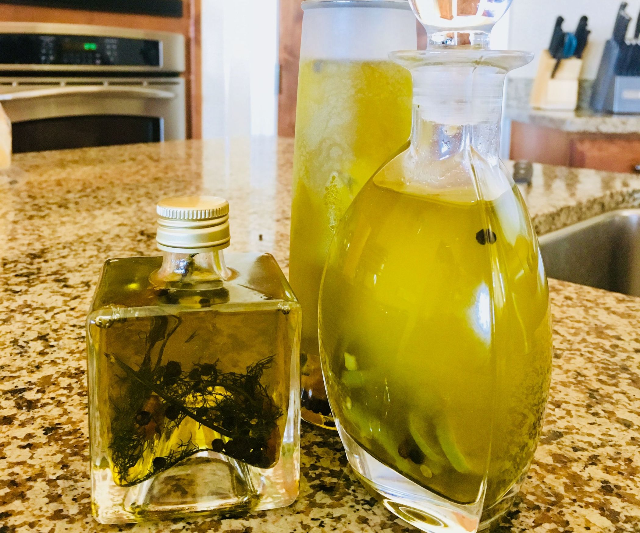 Infused Oils : 3 Steps - Instructables