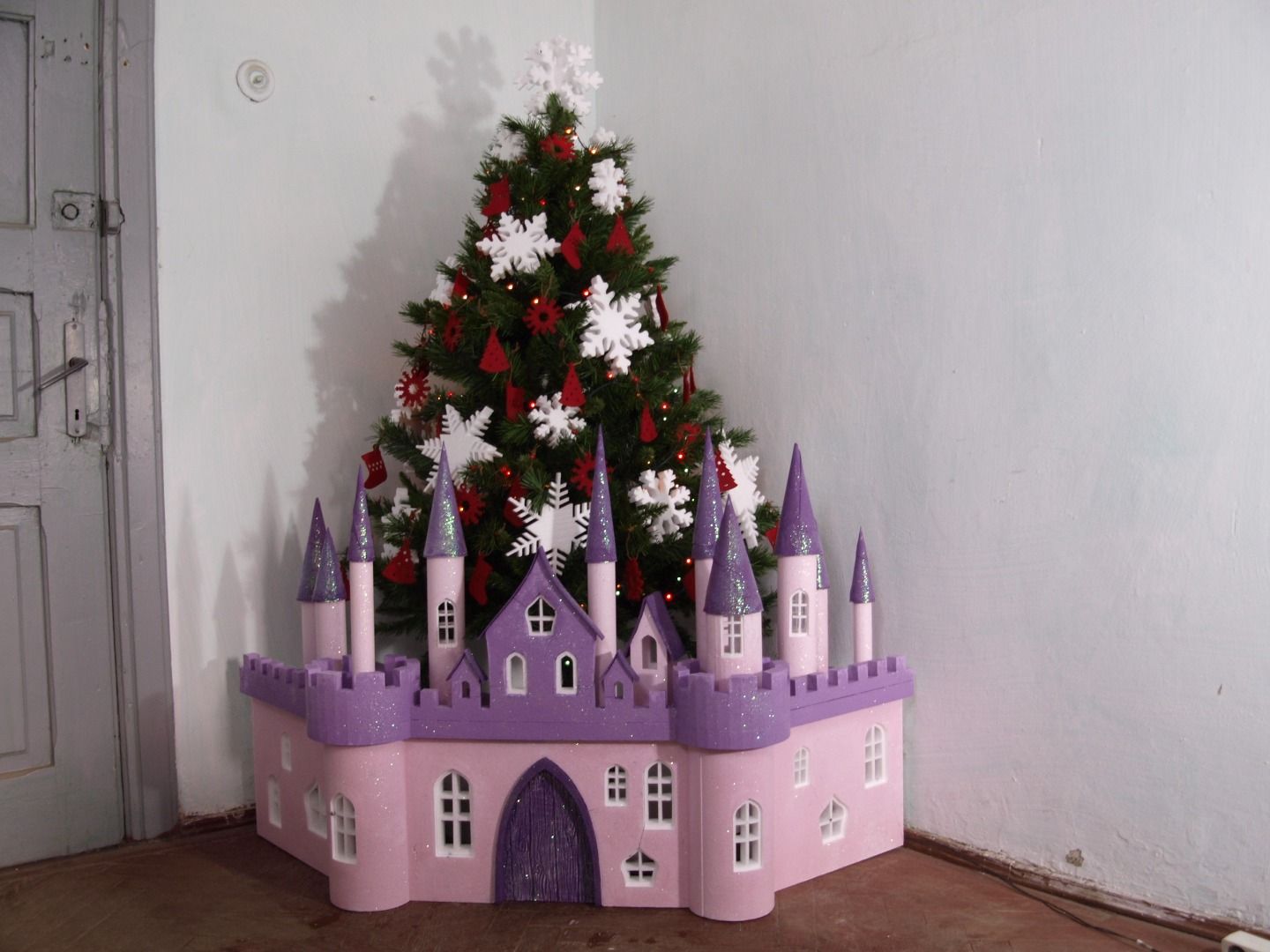 Christmas Tree Princess Castle - DIY 3D Puzzle : 6 Steps (with Pictures ...