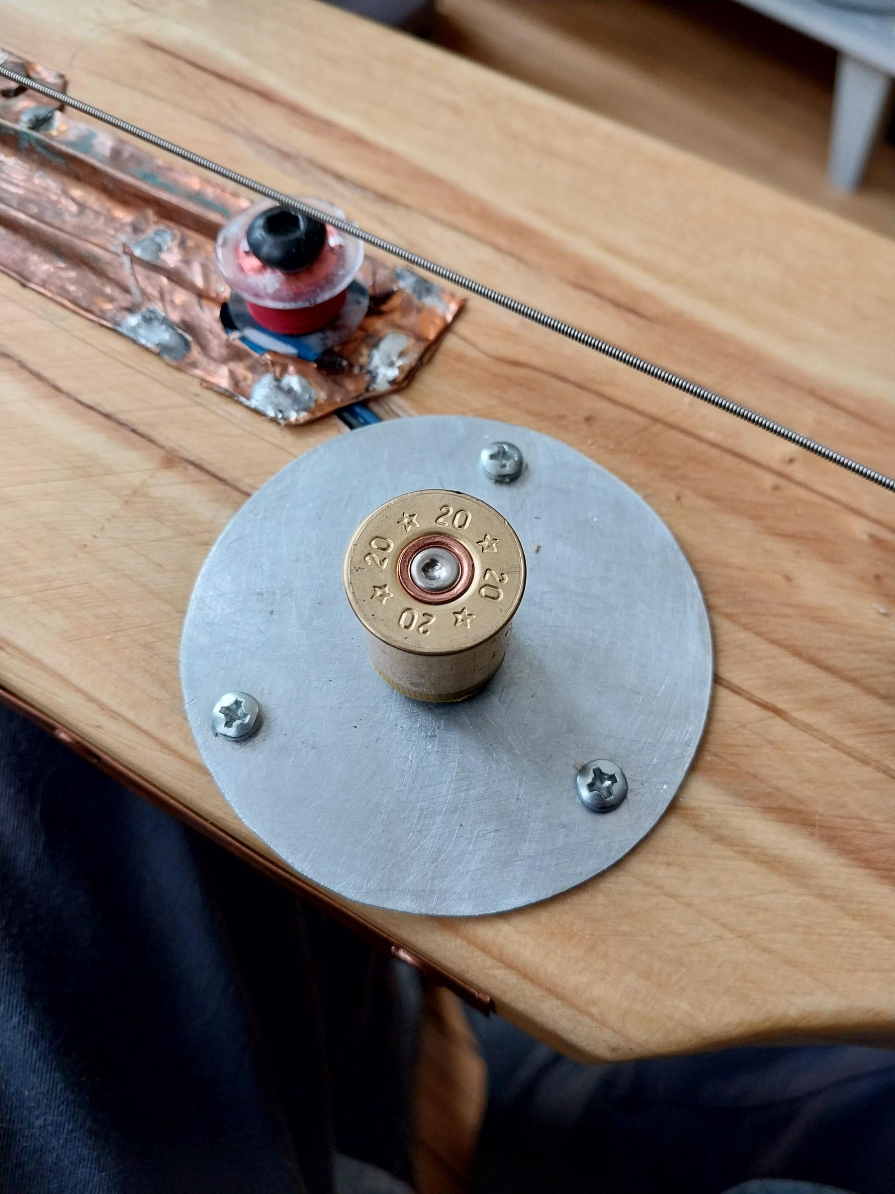 Electric Diddley Bow : 6 Steps (with Pictures) - Instructables