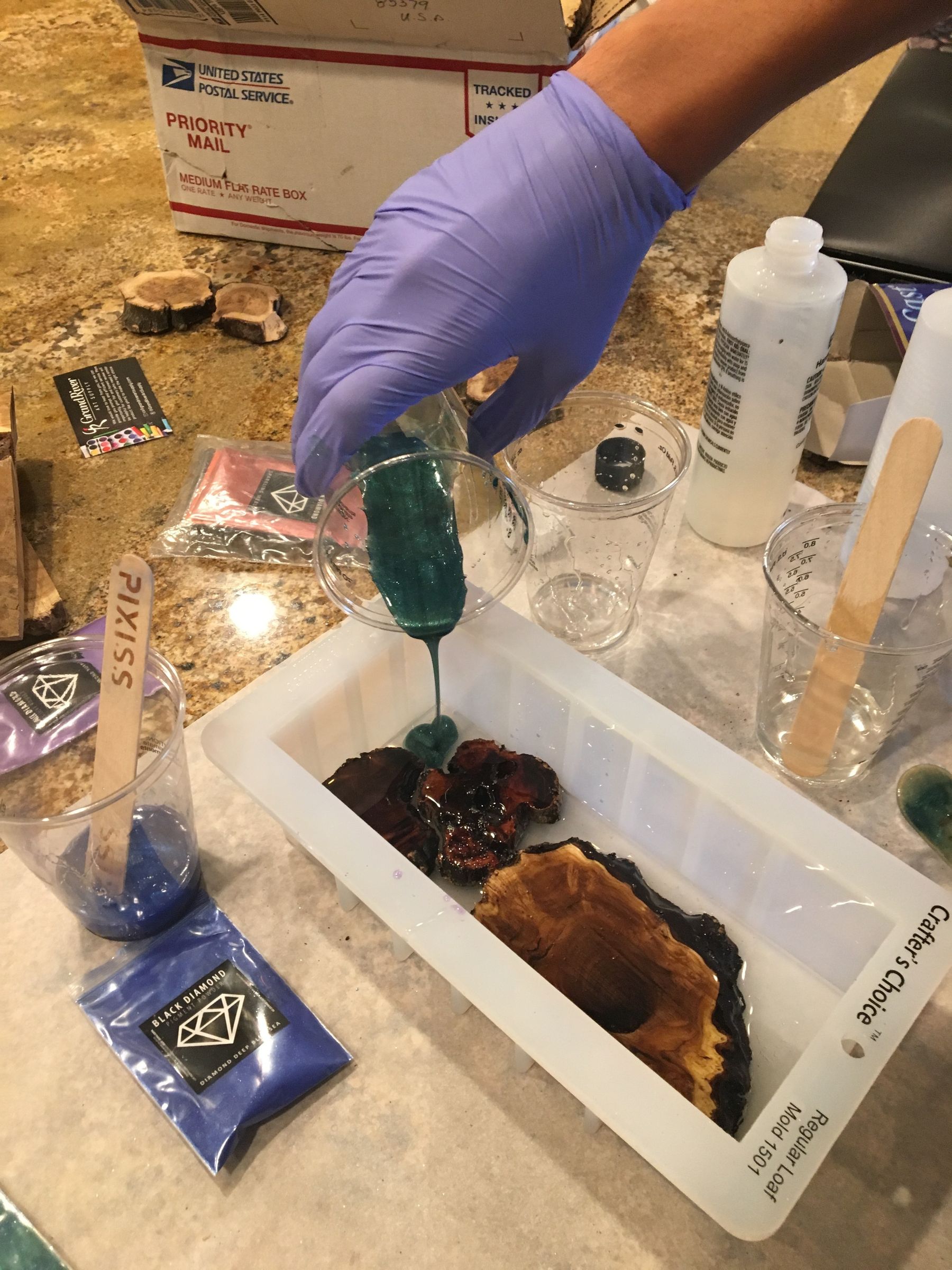 DIY Wood and Resin Phone Case : 6 Steps - Instructables