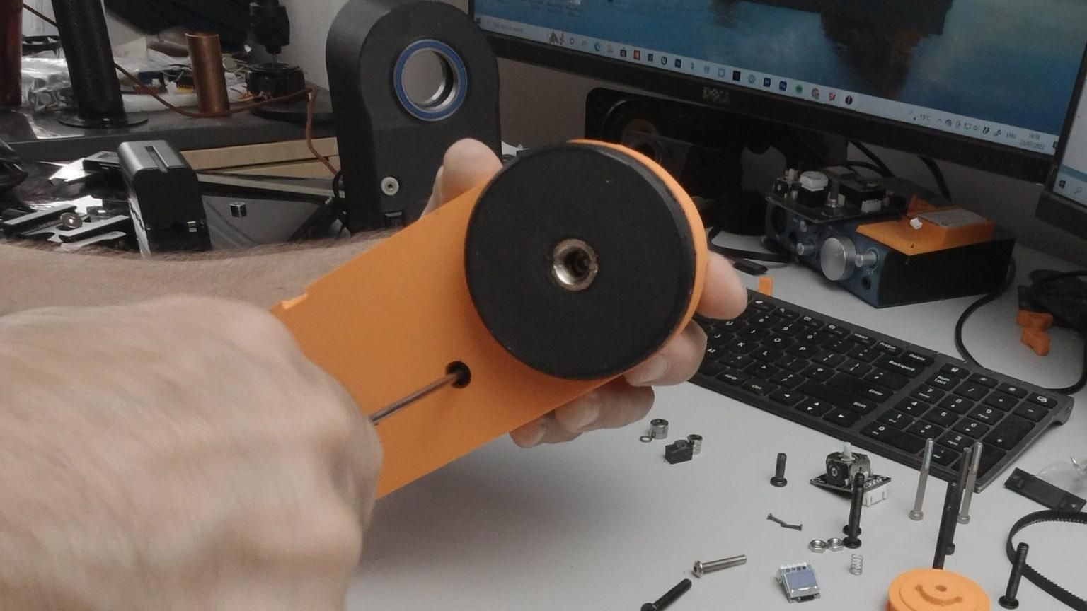 Camera Pan Tilt Head Fully Programable With WIFI PTZ Capability : 26 ...