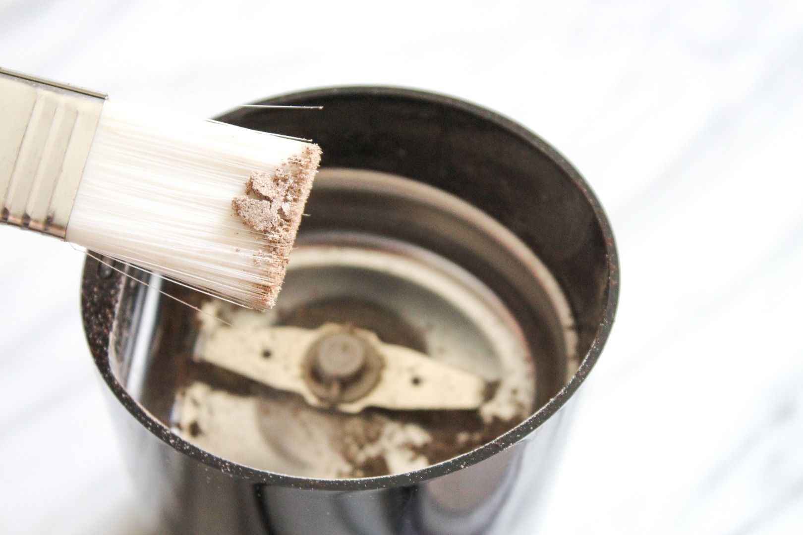 How to Clean a Coffee Grinder : 3 Steps (with Pictures) - Instructables