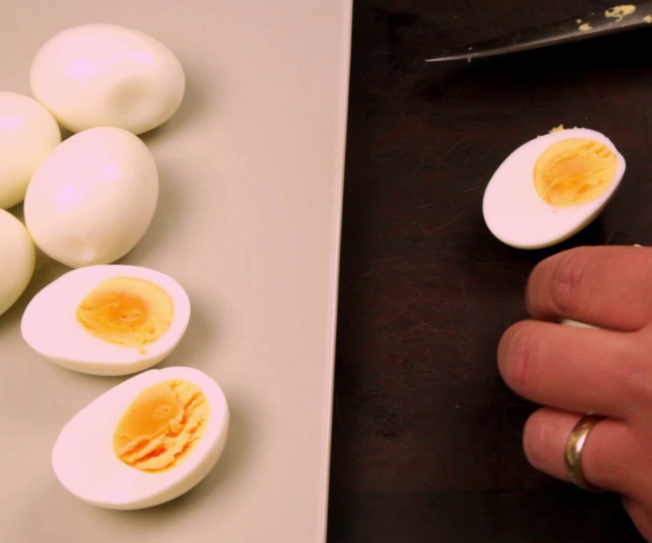 How to Cook Perfect Hard Boiled Eggs EVERY SINGLE TIME! : 7 Steps (with ...