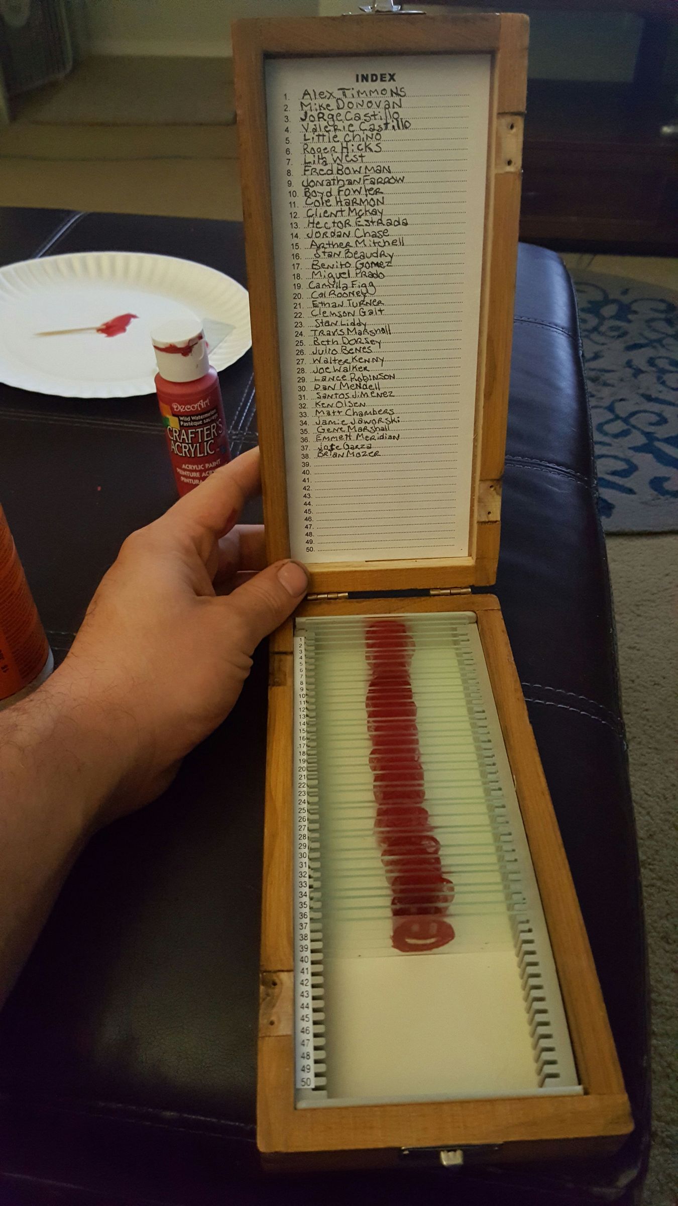 Dexter Trophy Case for UNDER $20 : 4 Steps - Instructables