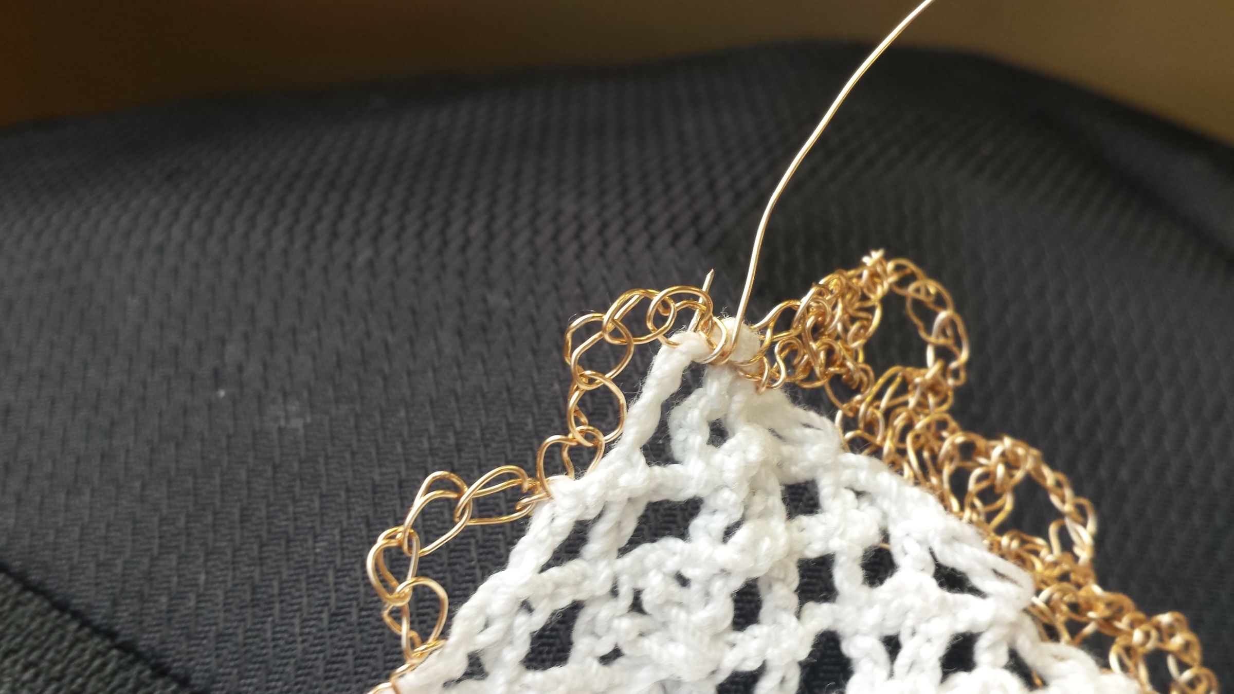 Wire and Thread Crochet Organizer : 6 Steps (with Pictures) - Instructables
