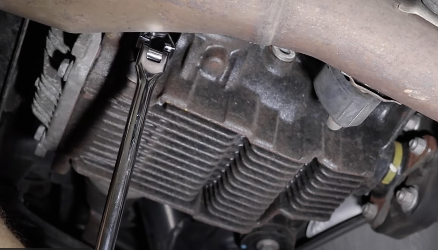 How to Change Differential Fluid | Lexus ISF : 6 Steps - Instructables