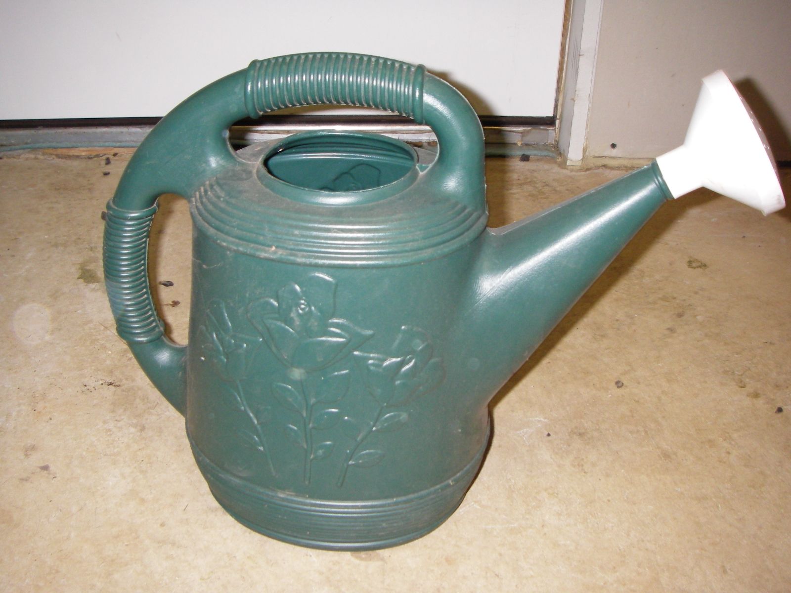 Building a Miniature Greenhouse for $10 : 26 Steps - Instructables