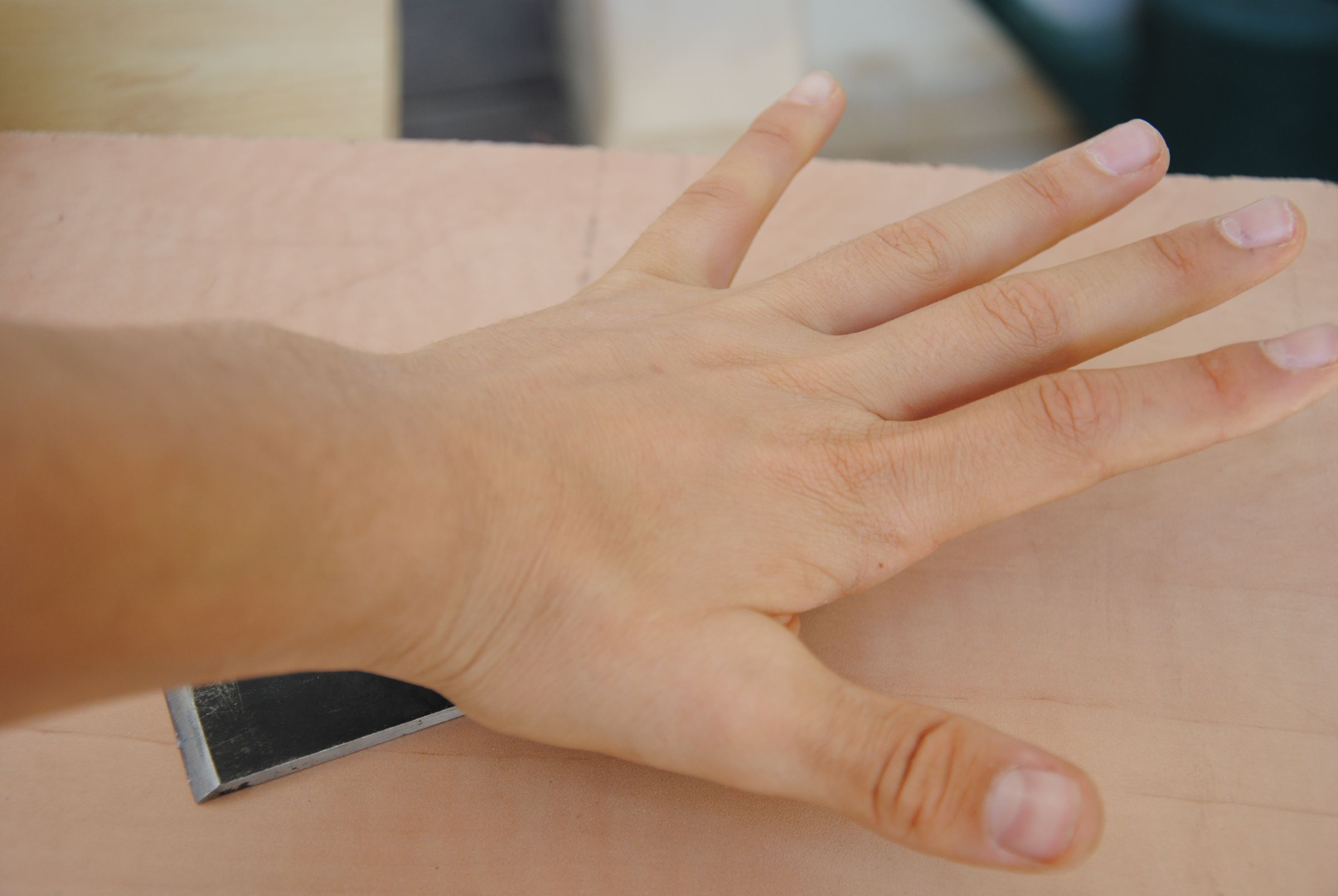 How to Make a Magnetic Honing Guide (For Sharpening Chisels & Hand ...