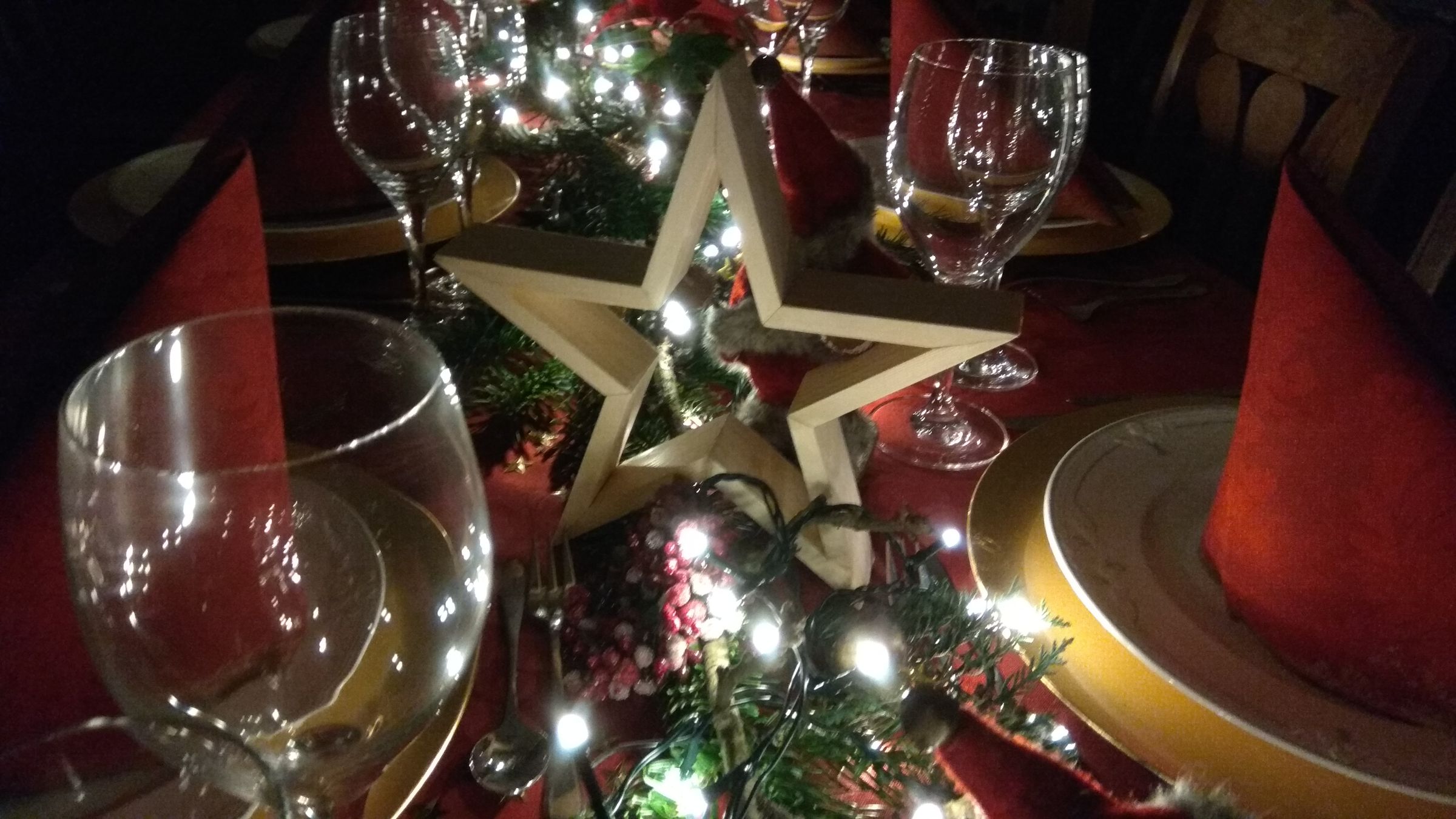 Chritsmas Dinner Table Decorative Stars : 4 Steps (with Pictures ...