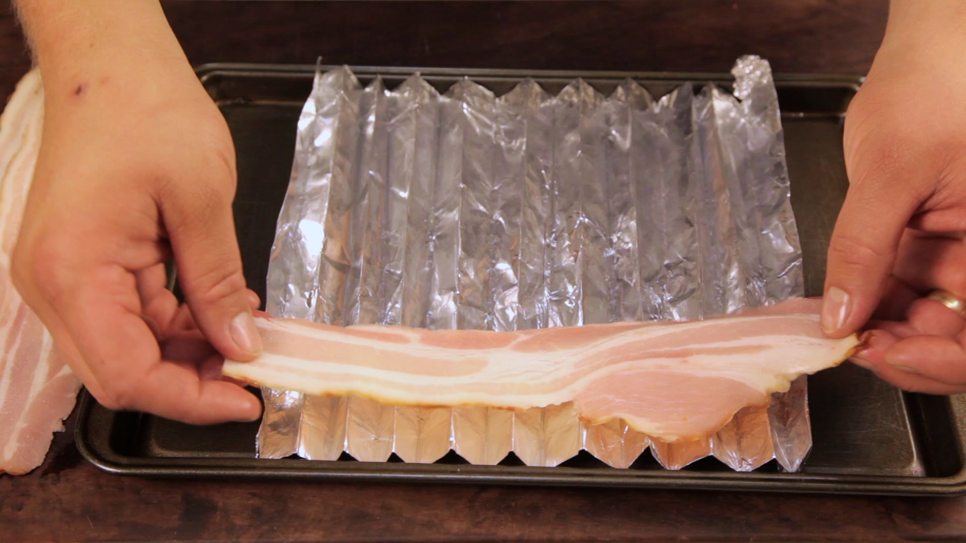 How to Cook Perfectly Crispy Bacon : 9 Steps (with Pictures ...