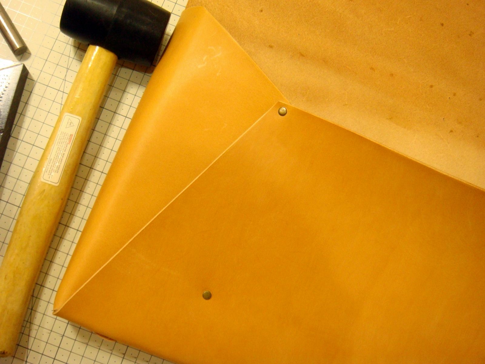 Simple Leather Briefcase : 7 Steps (with Pictures) - Instructables