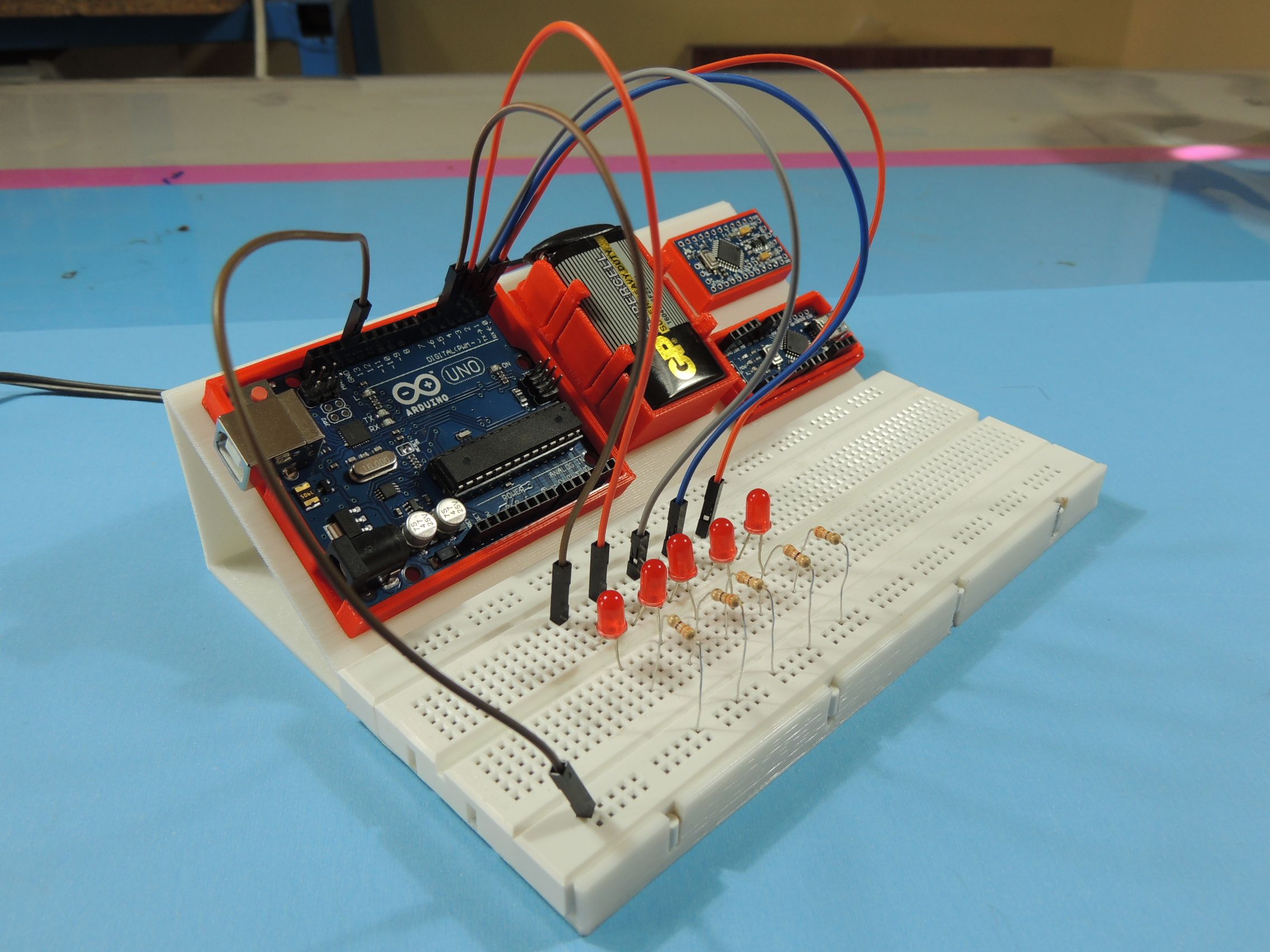 BOARDUINO – ARDUINO ALL IN ONE BREADBOARD STAND : 6 Steps - Instructables