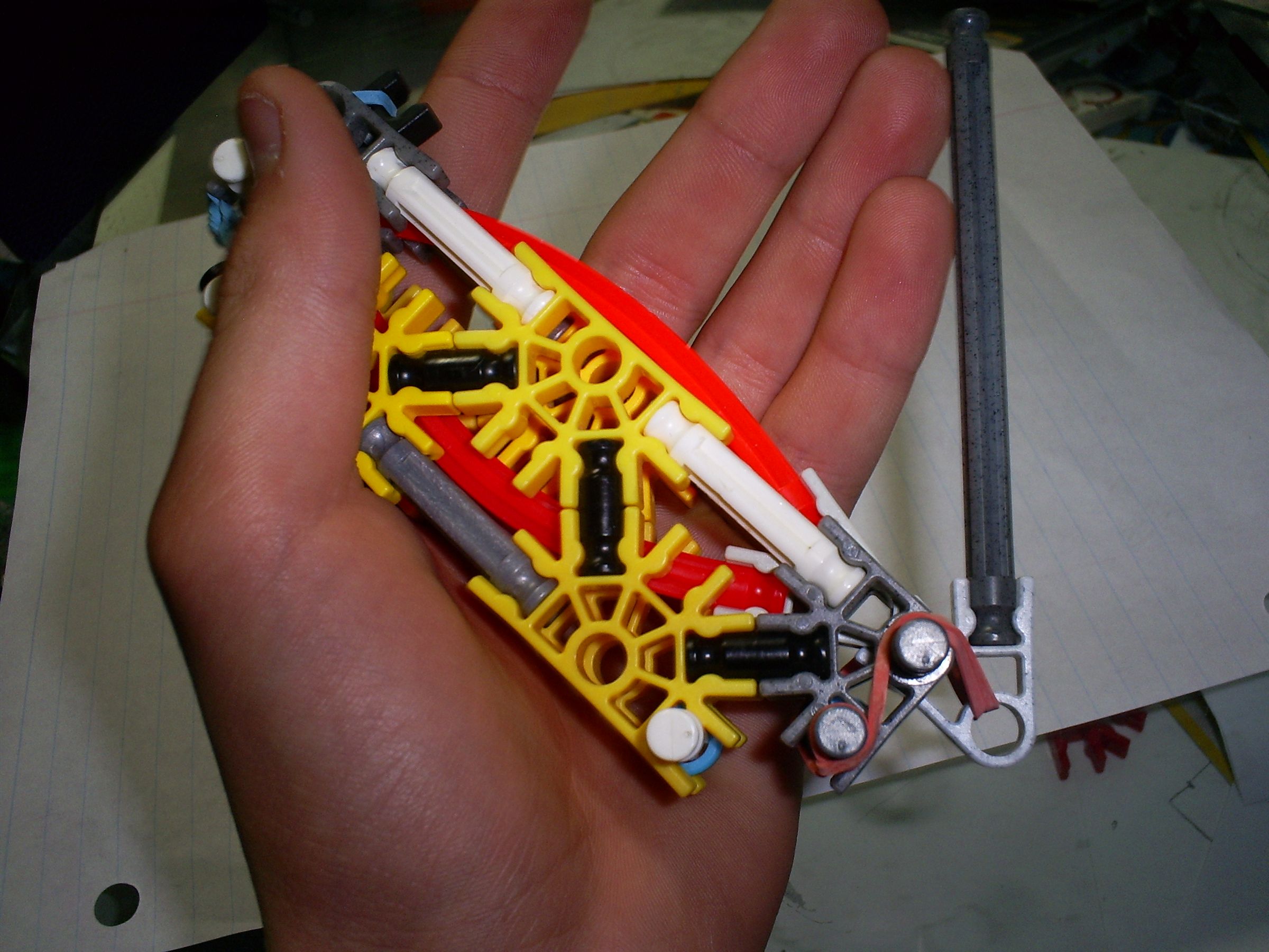 Knex Switchblade (Now Improved) : 4 Steps - Instructables