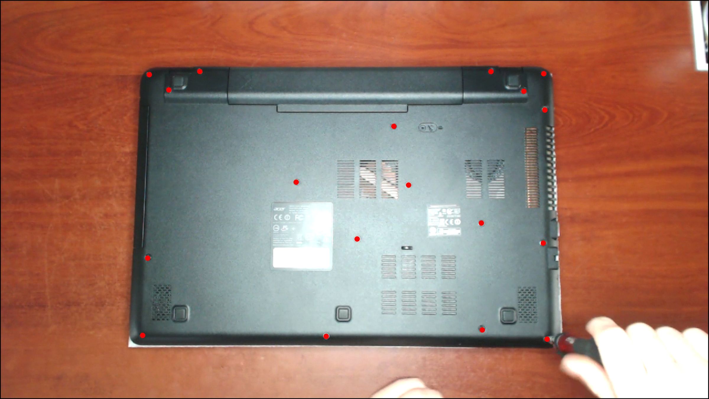 Laptop Hinge Repair/ Brass Insert Reattachment : 3 Steps (with Pictures ...