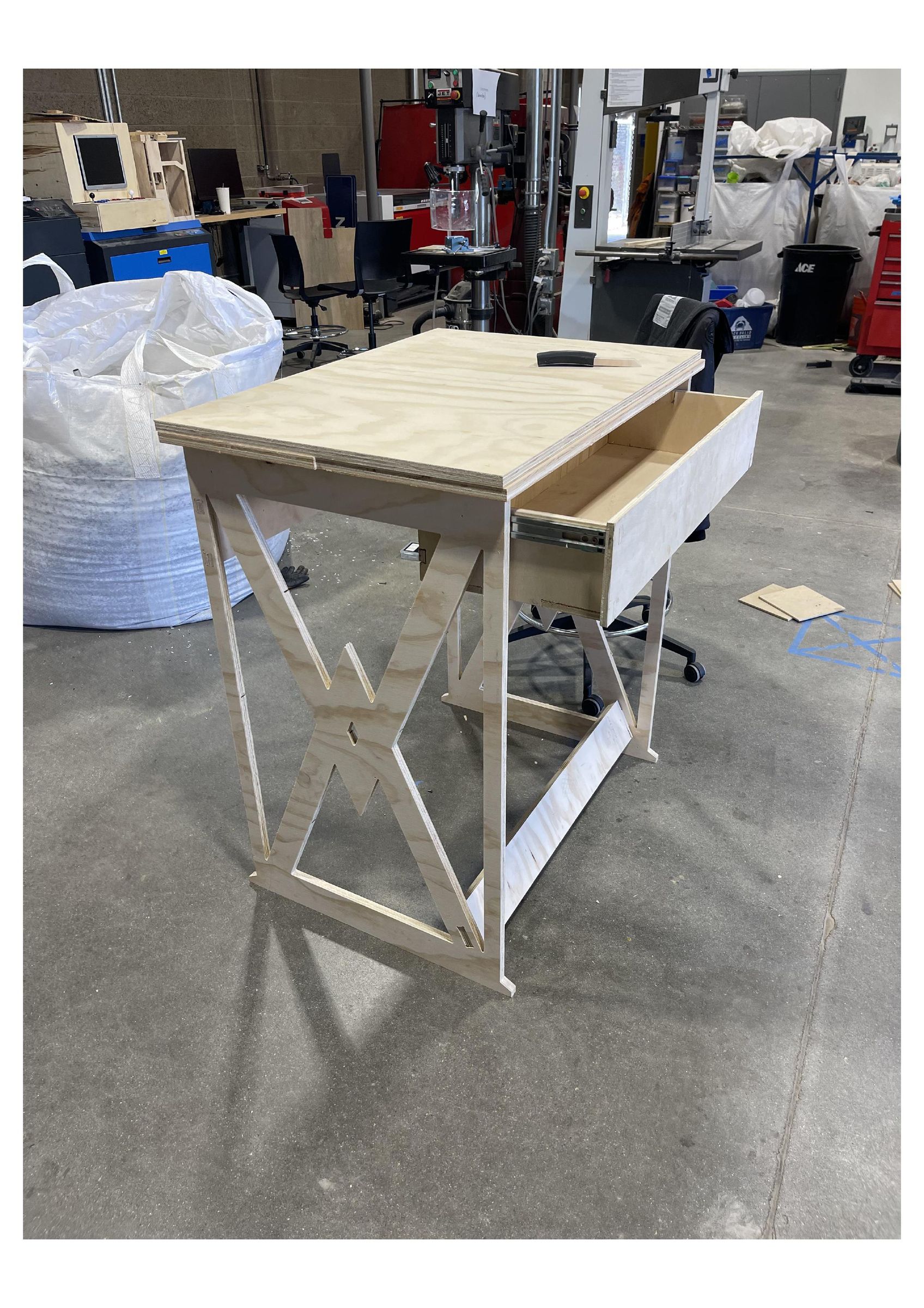 Drawing Desk : 8 Steps - Instructables