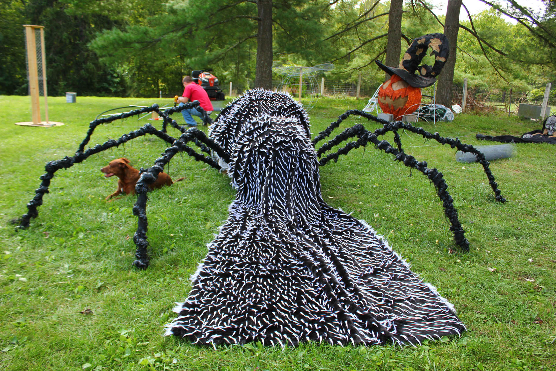 The Build of a Giant Spider : 7 Steps (with Pictures) - Instructables