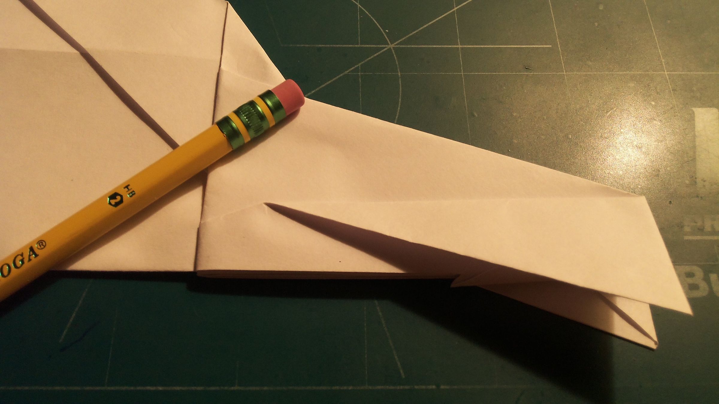 How to Make the Super StratoVulcan Paper Airplane : 6 Steps (with ...
