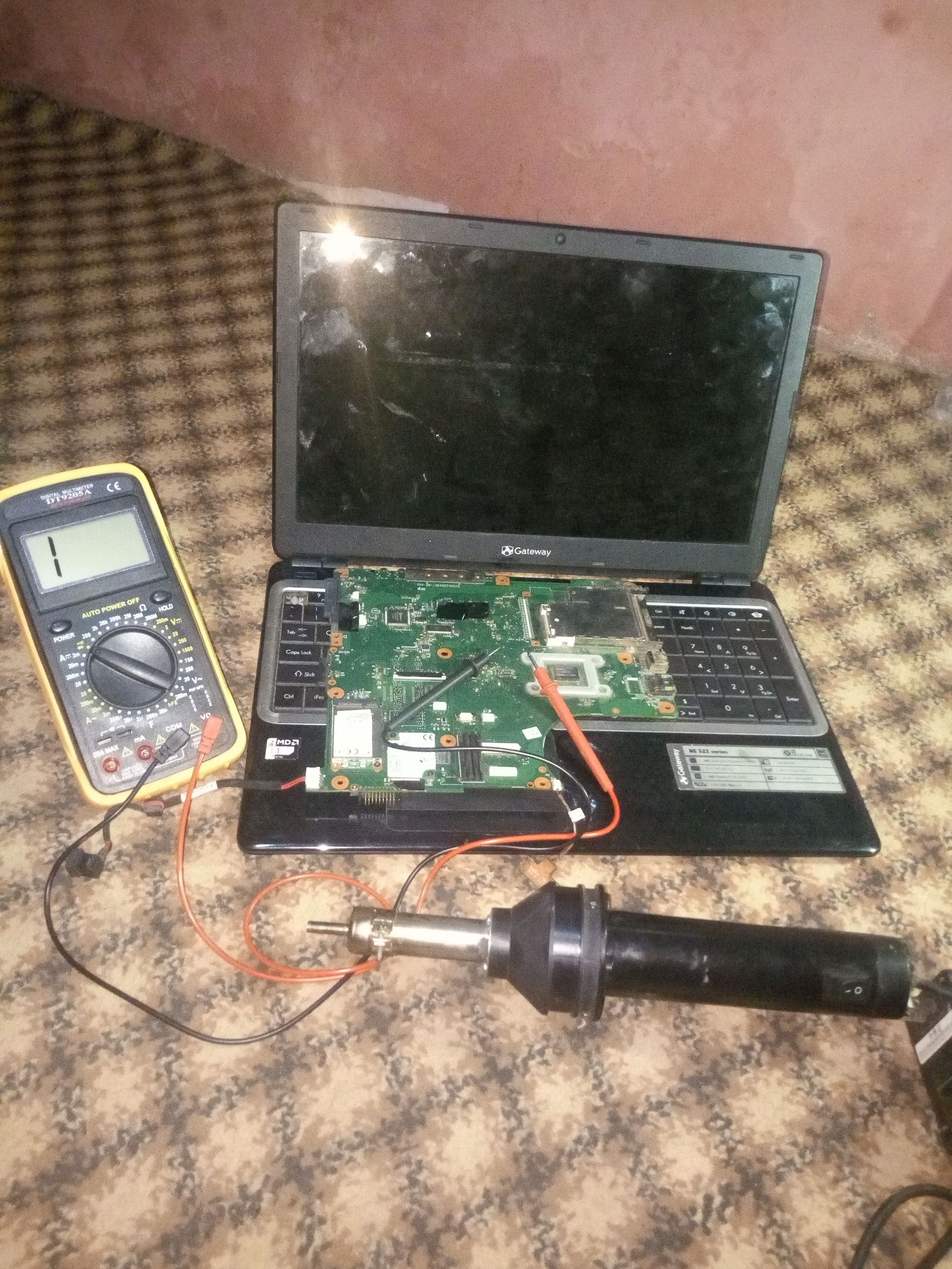 How I Fix My Dead Laptop of Over Two Years : 8 Steps - Instructables