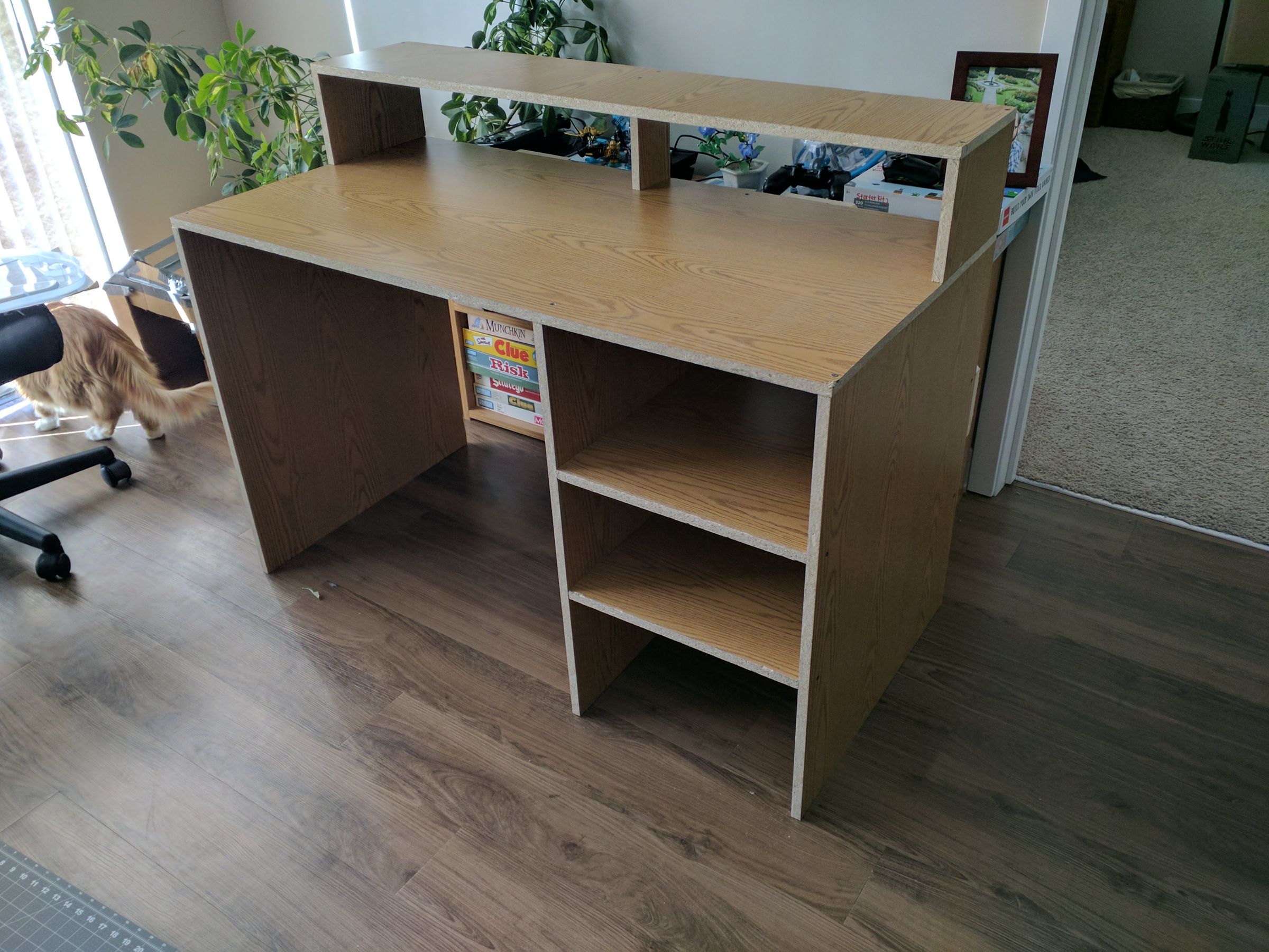 Cheap Desk From a 4x8 Sheet : 3 Steps (with Pictures) - Instructables