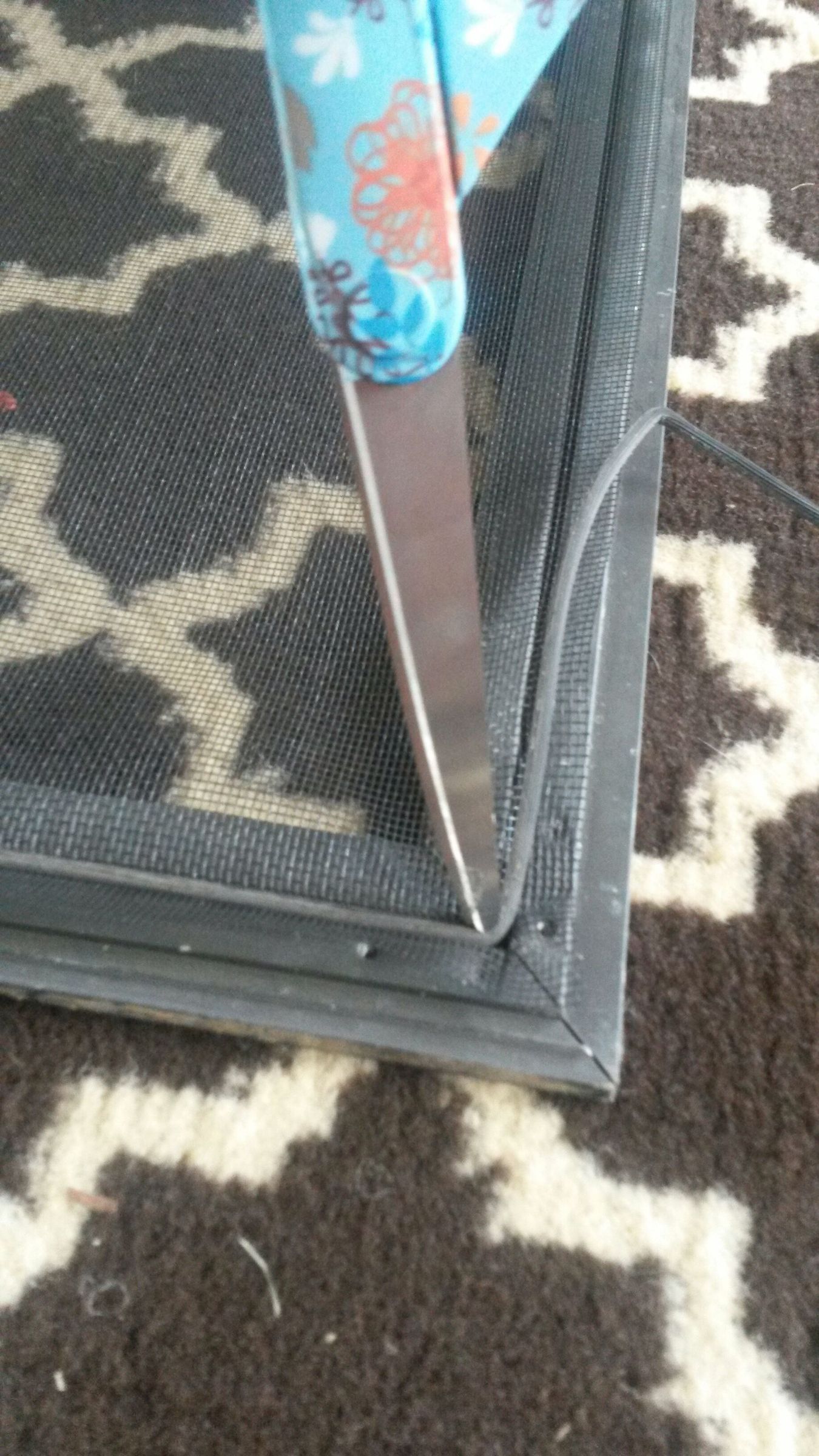 How to Rescreen a Screen : 5 Steps - Instructables