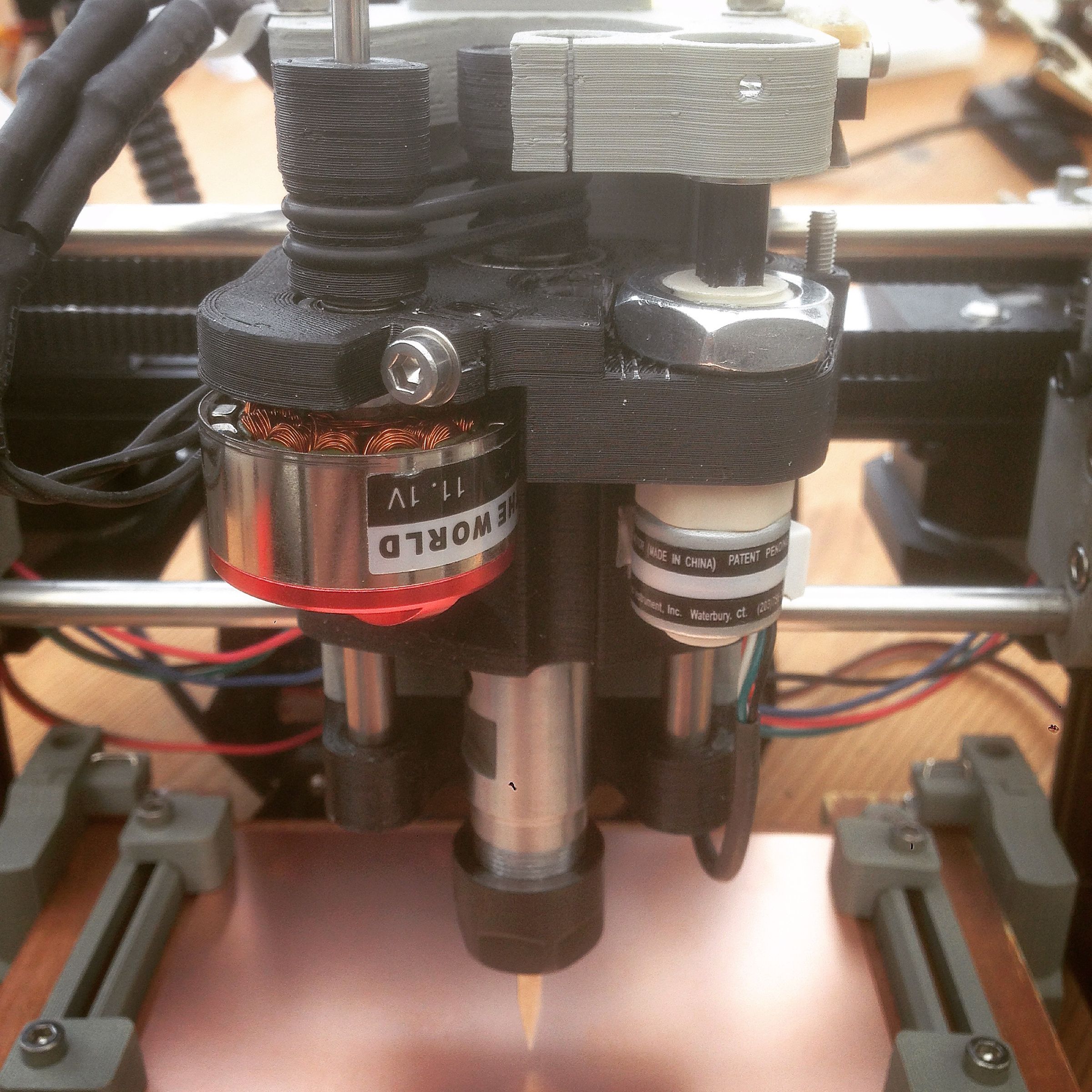 Ant PCB Maker (modifications) : 11 Steps - Instructables