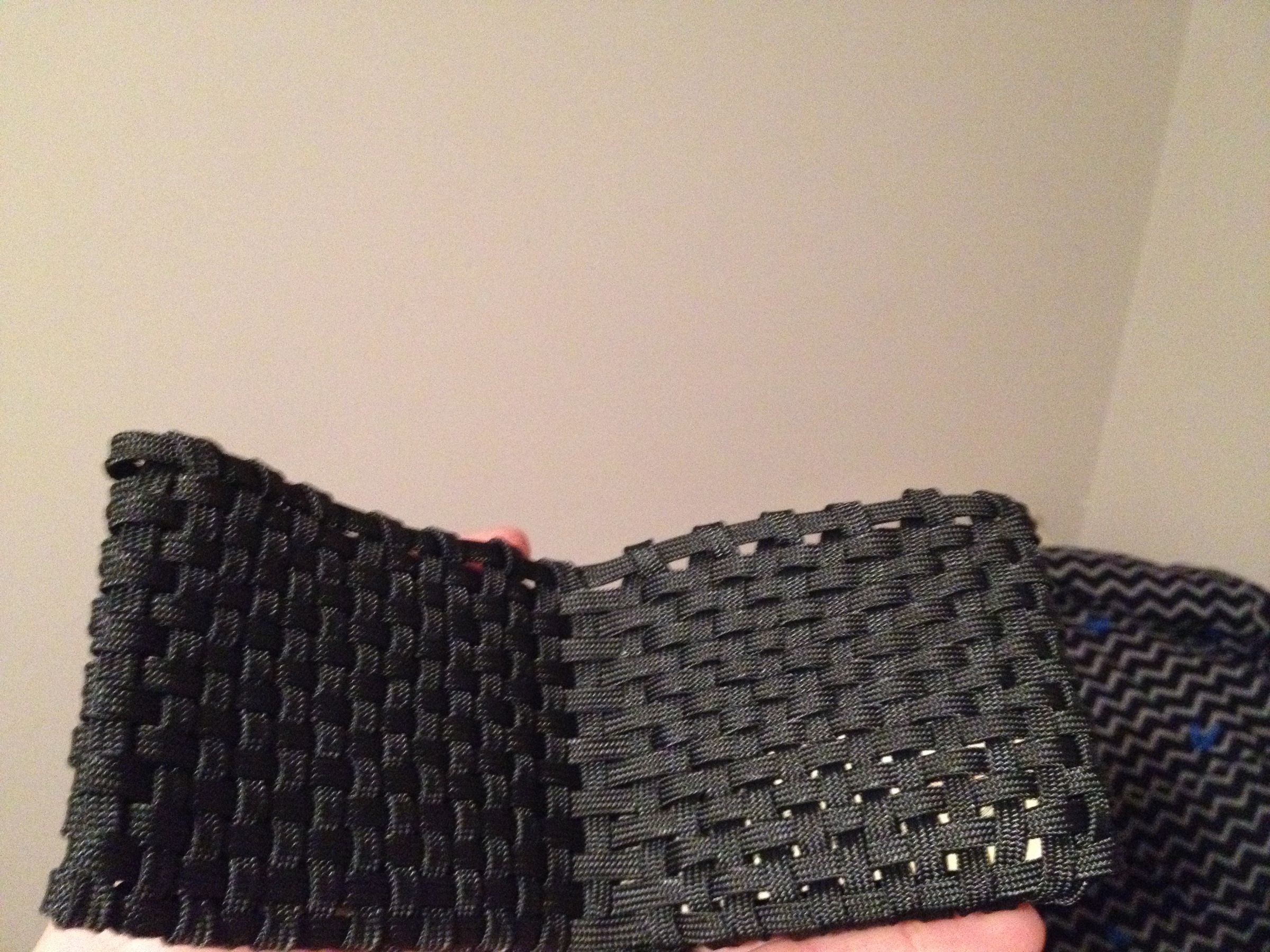 Paracord Wallet (v.4.0) : 8 Steps (with Pictures) - Instructables