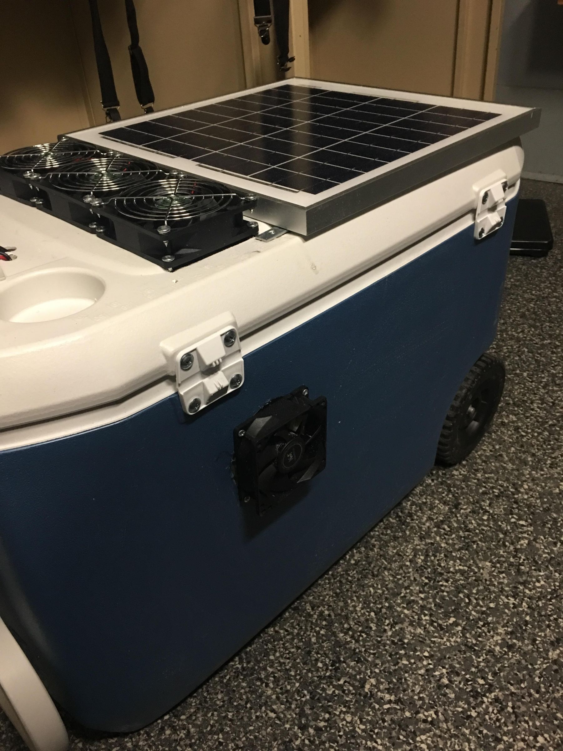 Solar Powered Thermoelectric Dehumidifier : 12 Steps - Instructables