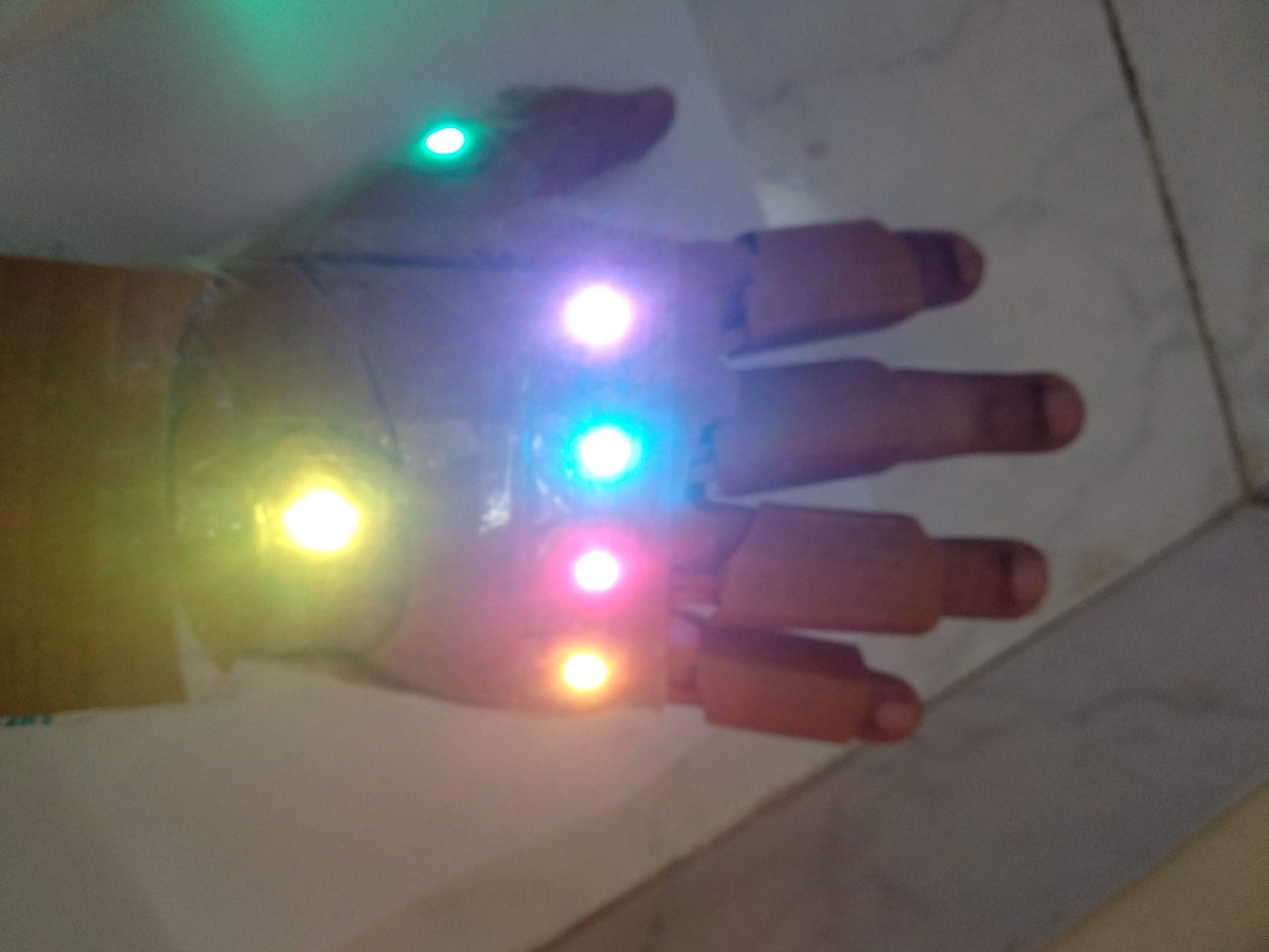 Custom Style Infinity Gauntlet : 6 Steps - Instructables
