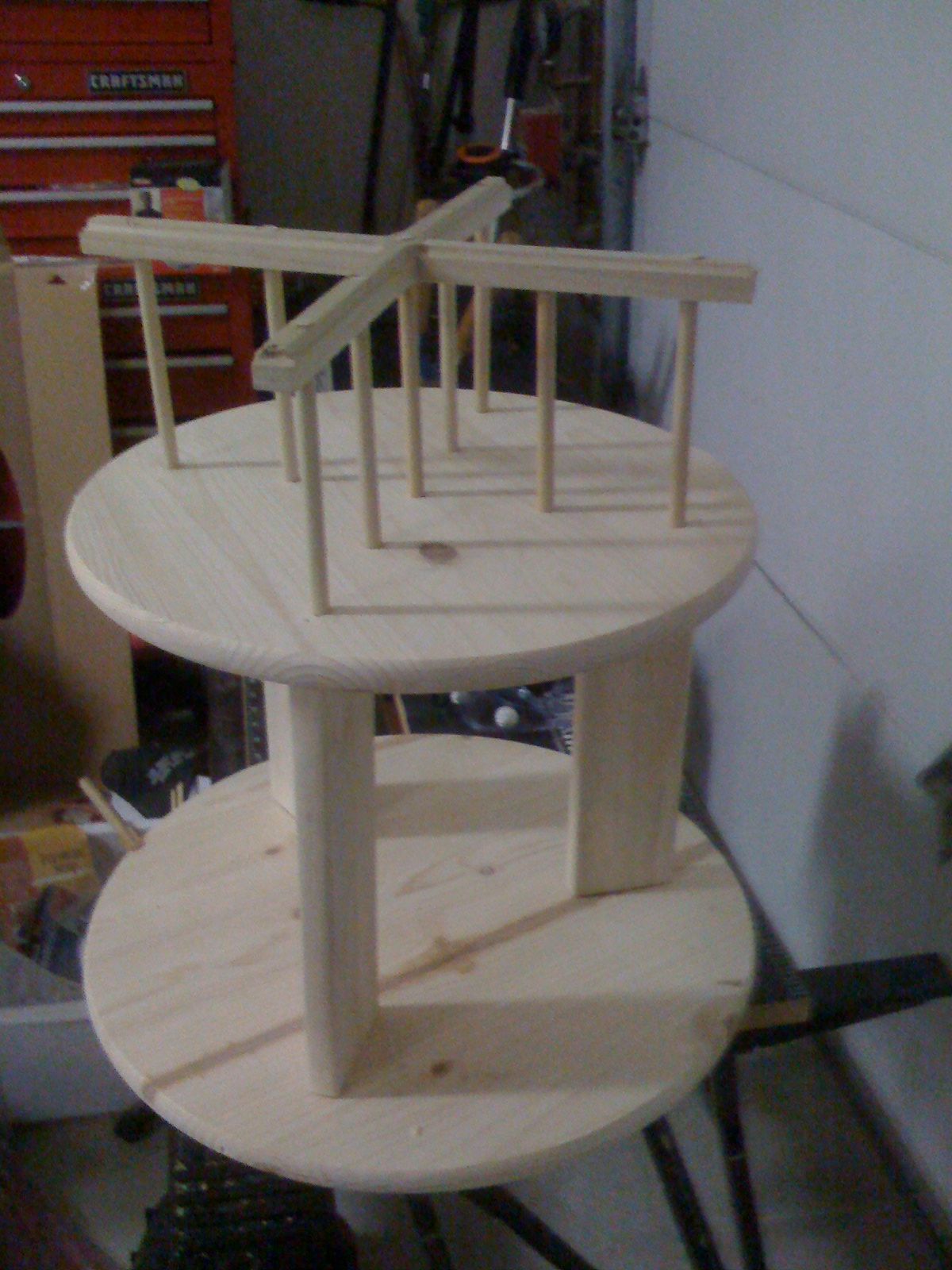 Lazy Susan Bookcase : 9 Steps - Instructables