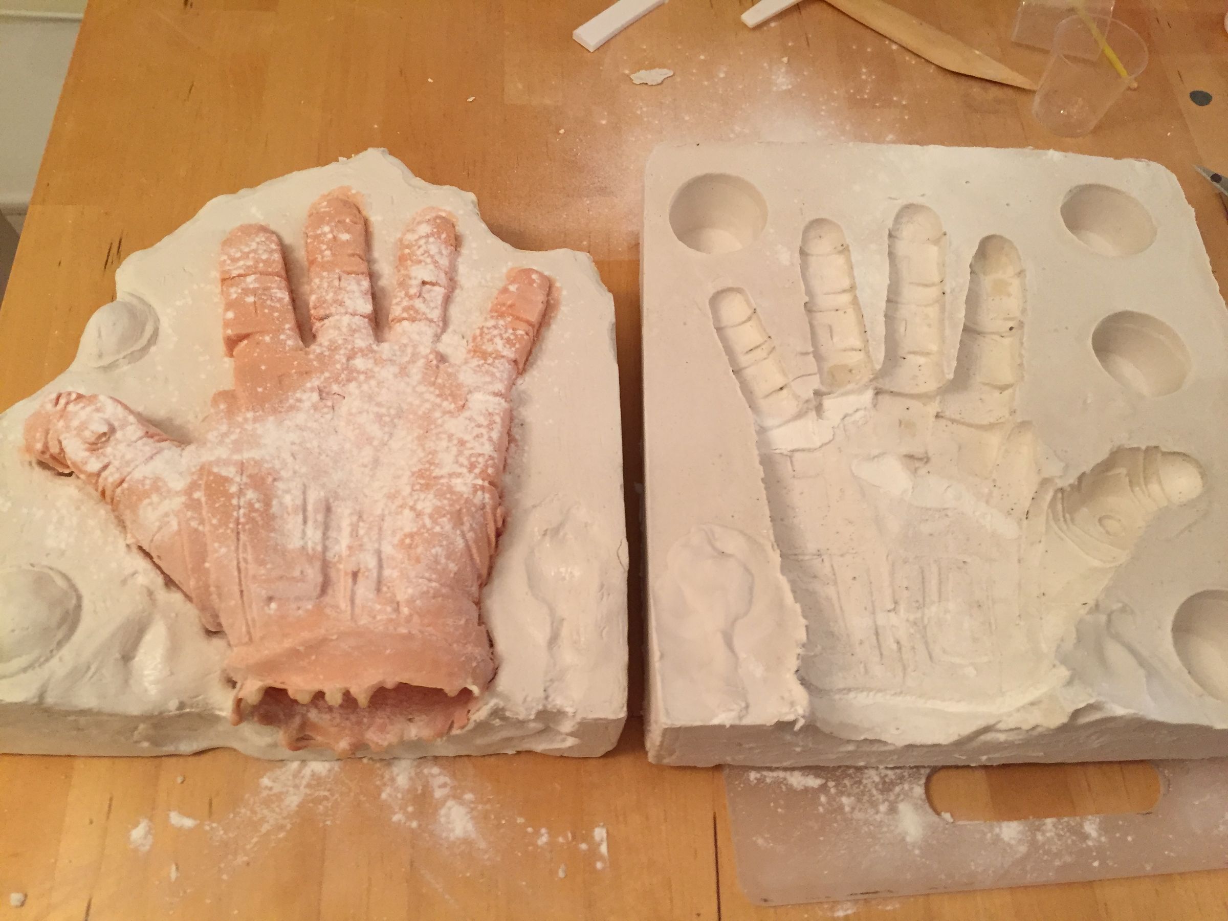 Terminator Glove and Eye : 15 Steps (with Pictures) - Instructables