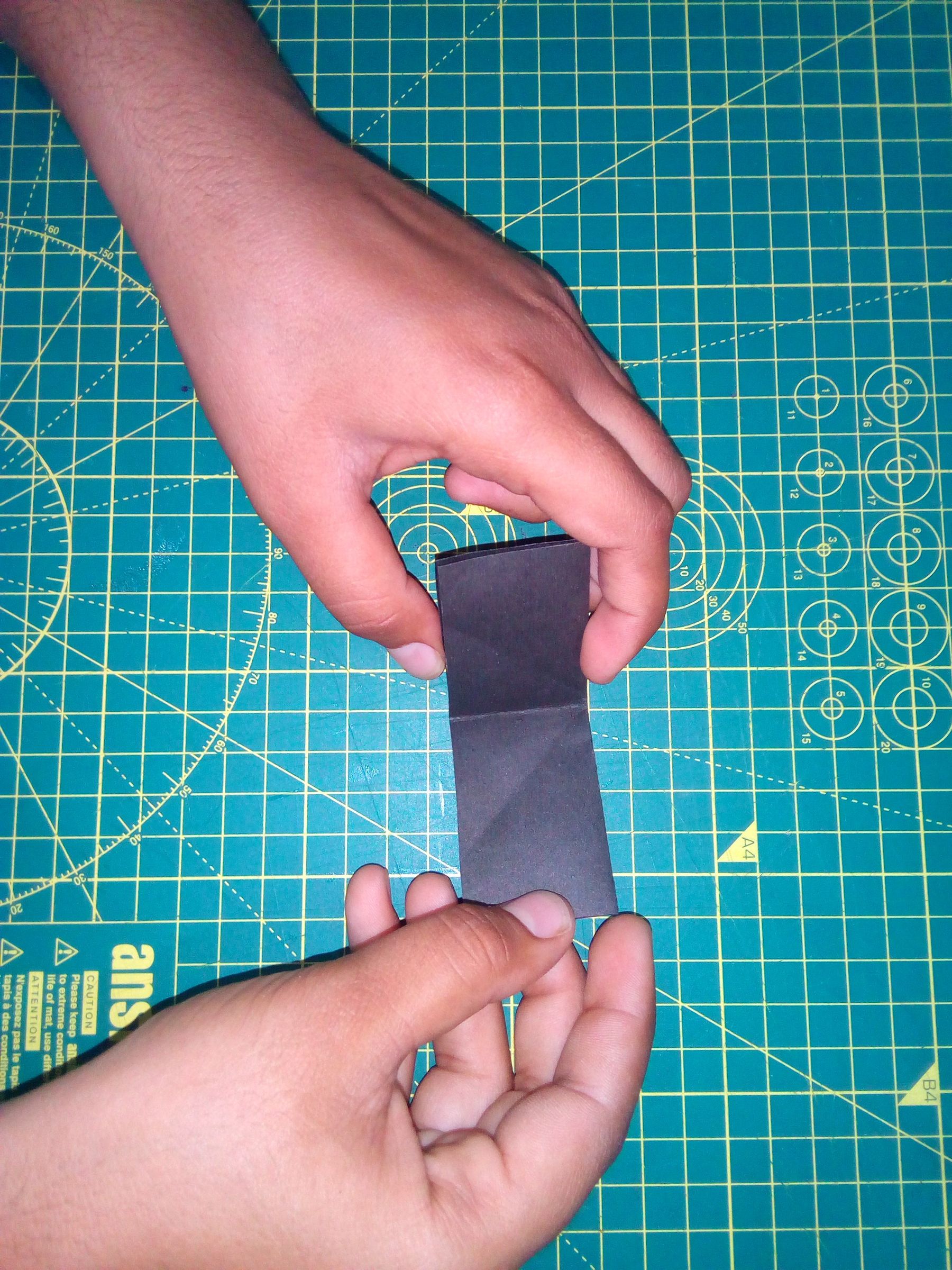Origami Key Chain : 9 Steps (with Pictures) - Instructables