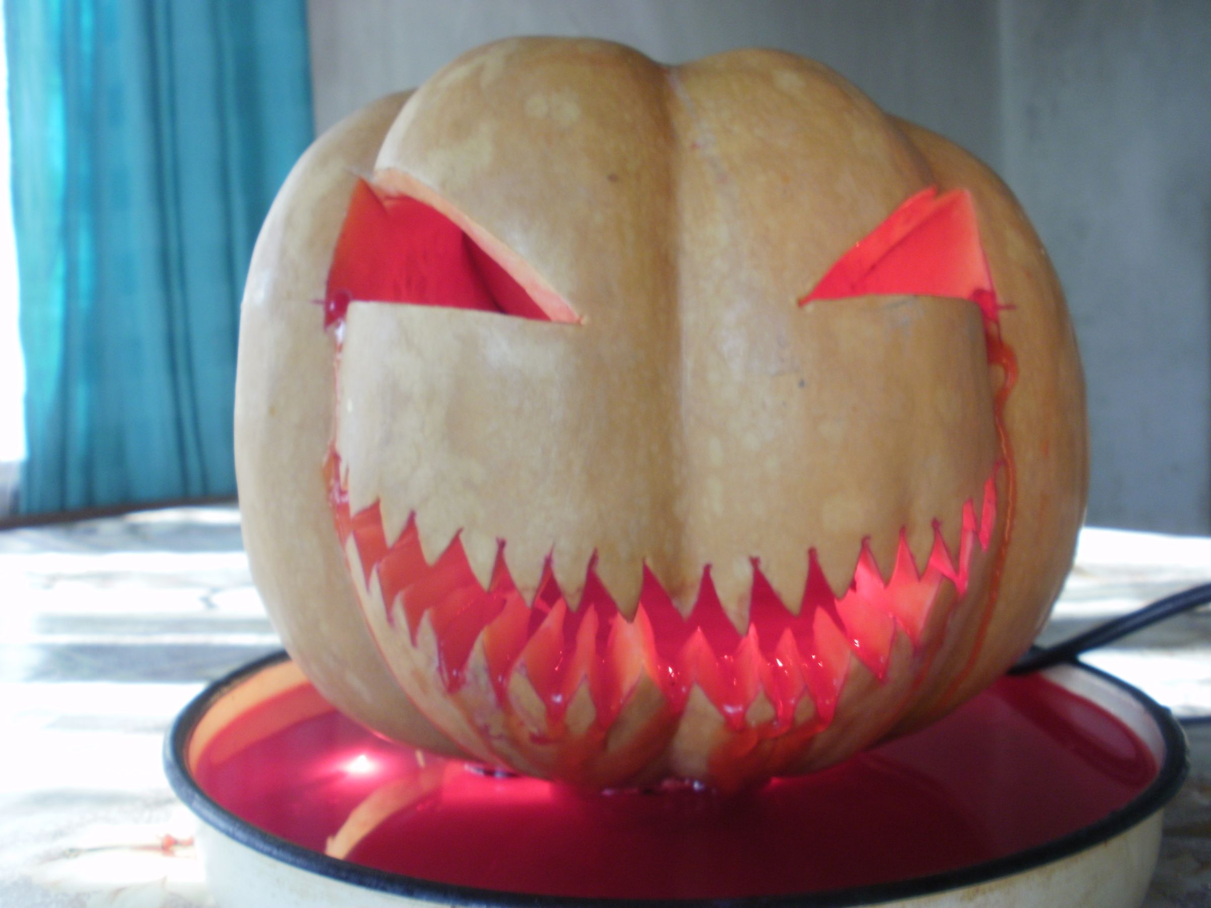 Bleeding Pumpkin Fountain : 6 Steps - Instructables