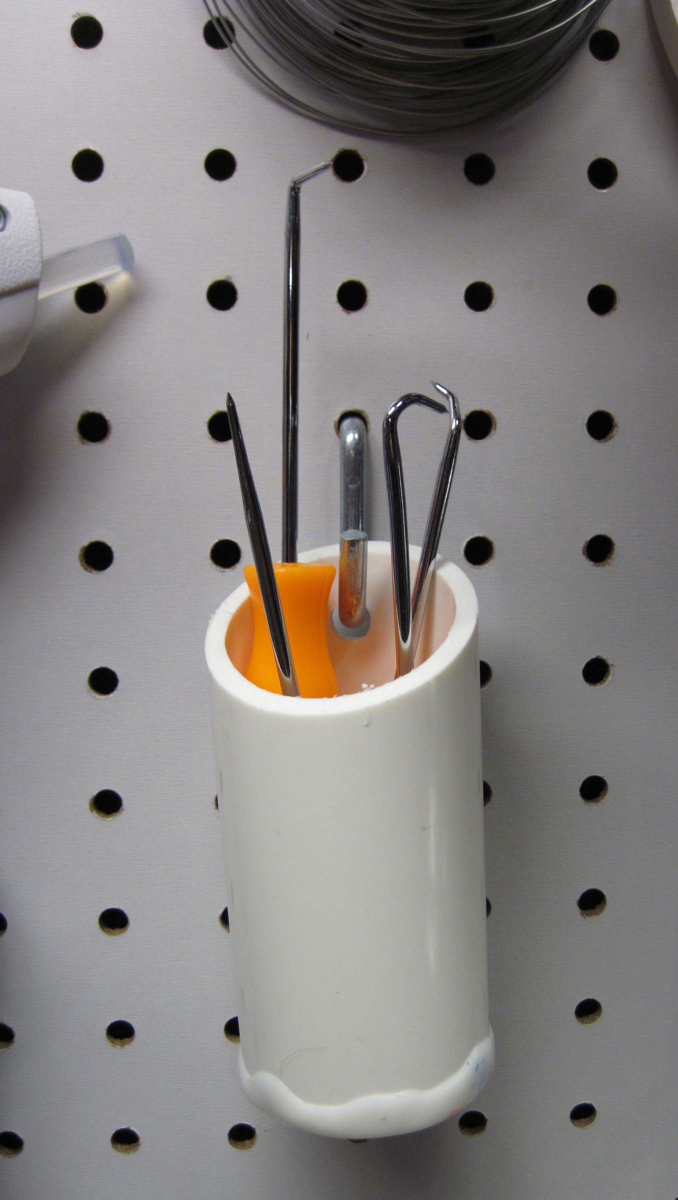 Custom Thermoplastic Battery Holder. : 6 Steps - Instructables