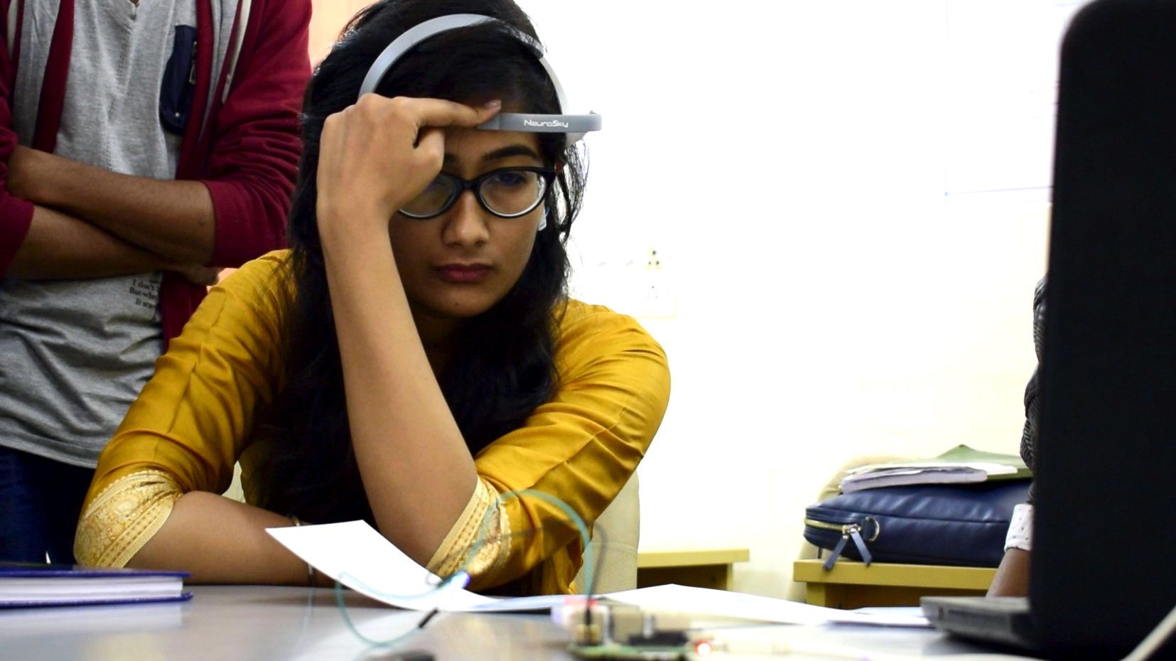 Brain Game Simulator Using NeuroSky Mindwave Headset : 3 Steps (with ...