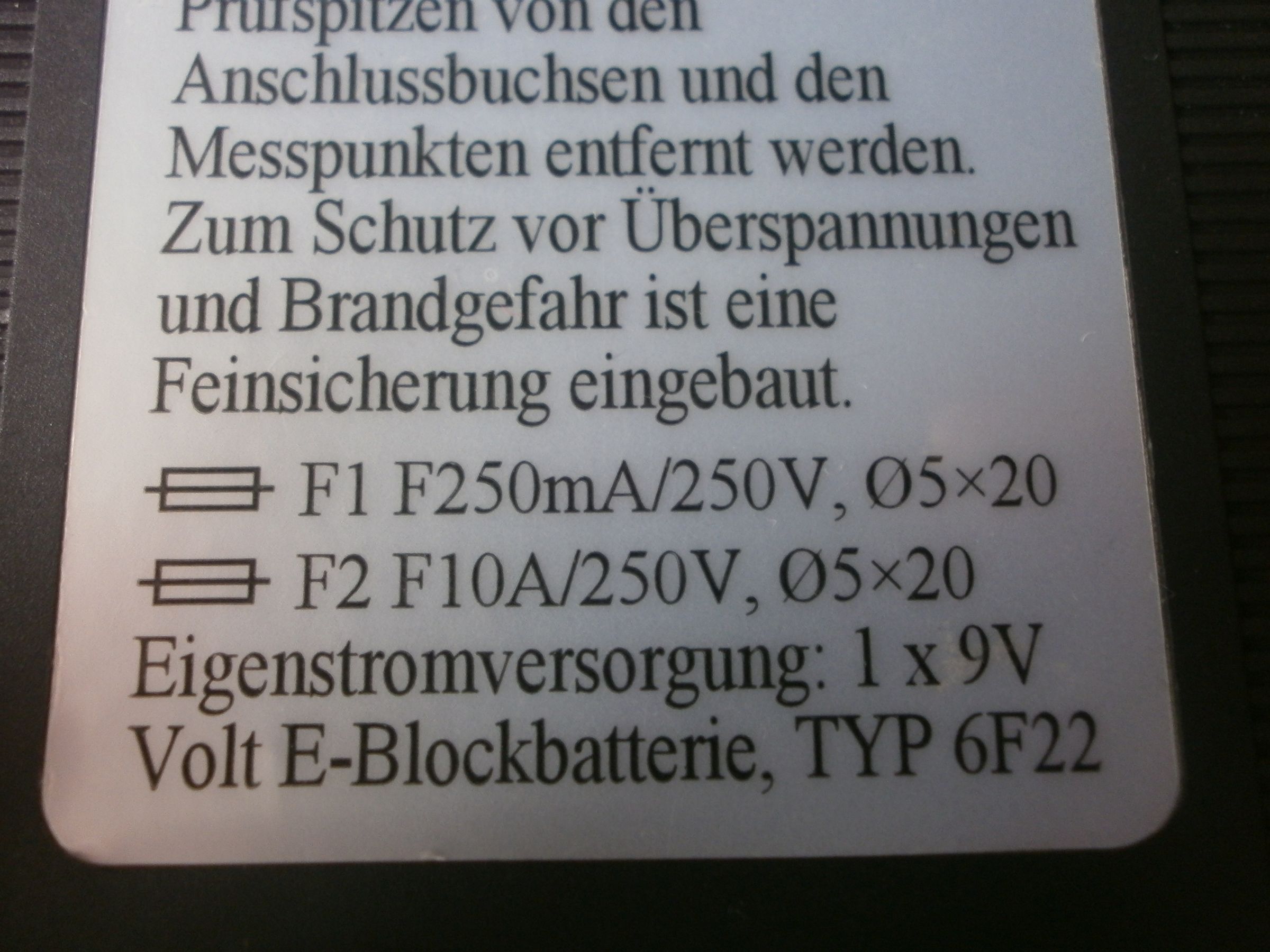 How to Identify and Replace a Blown Fuse : 4 Steps - Instructables