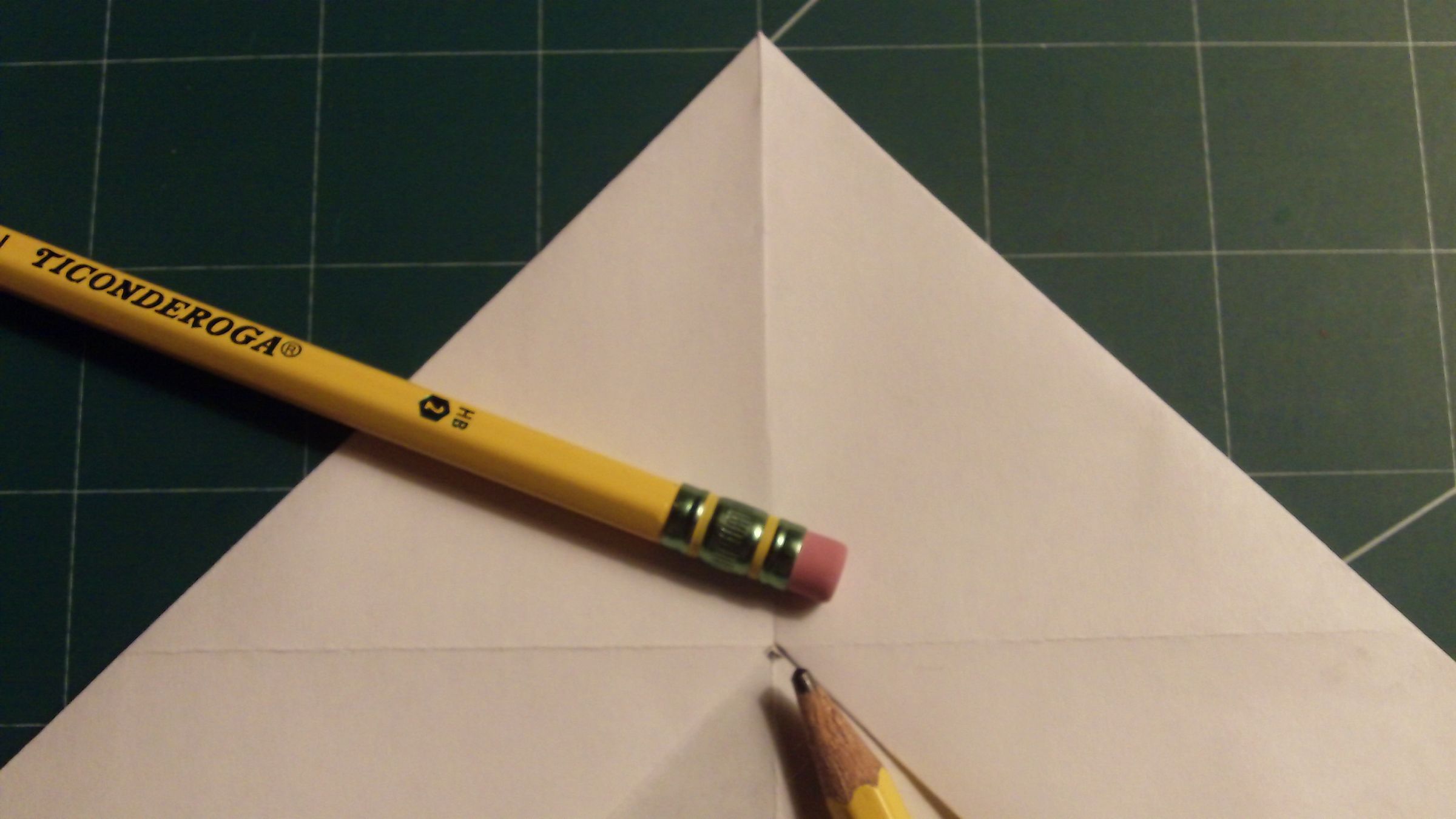 How to Make the Manta Paper Airplane : 8 Steps - Instructables