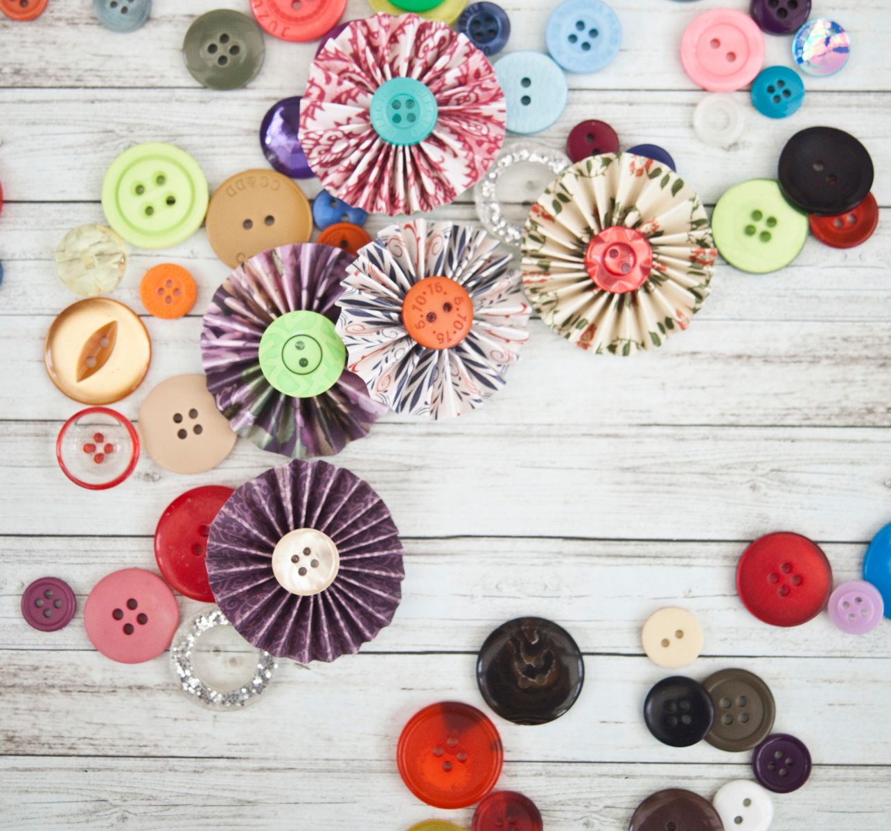 Paper Rosettes : 5 Steps - Instructables