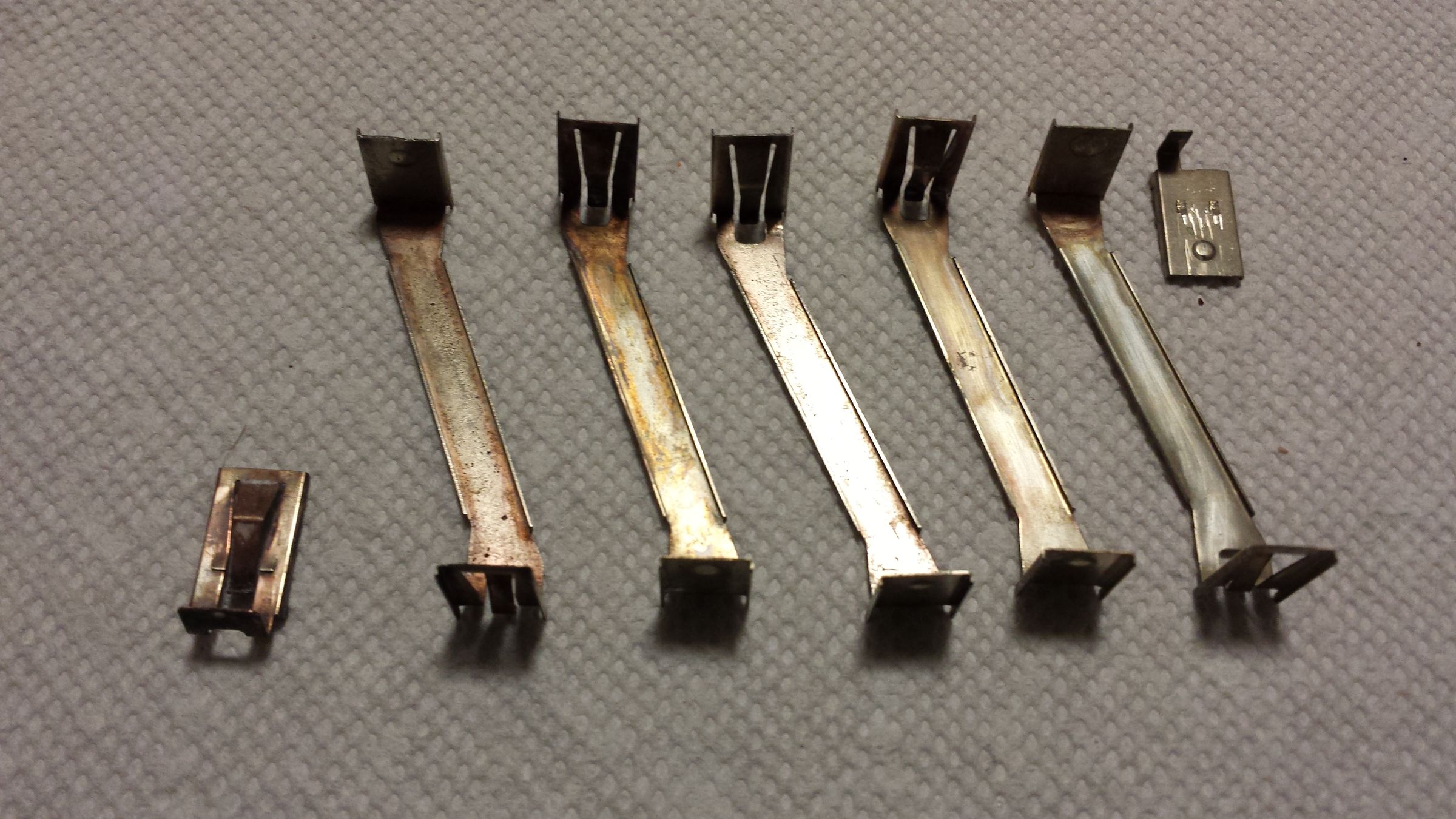 Restoring Corroded Battery Contacts : 7 Steps (with Pictures ...