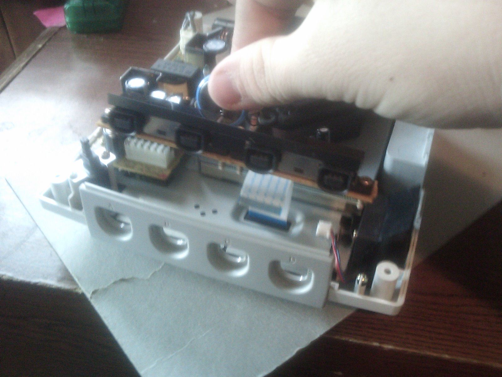 How to Repair a Dreamcast With Dead Controller Ports : 8 Steps ...