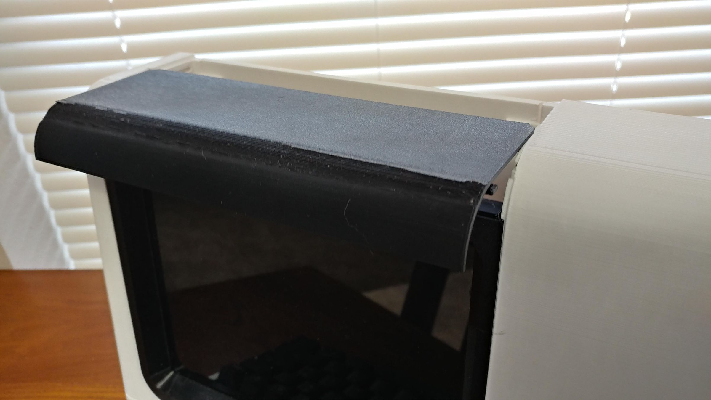 2:3 Scale VT100 Terminal Reproduction Facade Build : 7 Steps (with ...