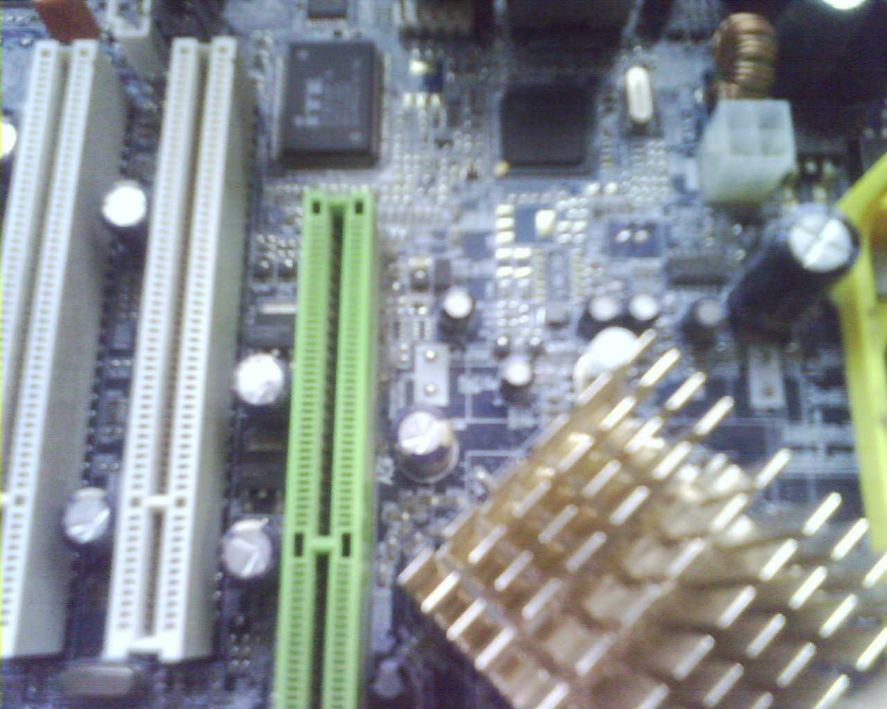 Replace Capacitor in Computer Board : 11 Steps - Instructables