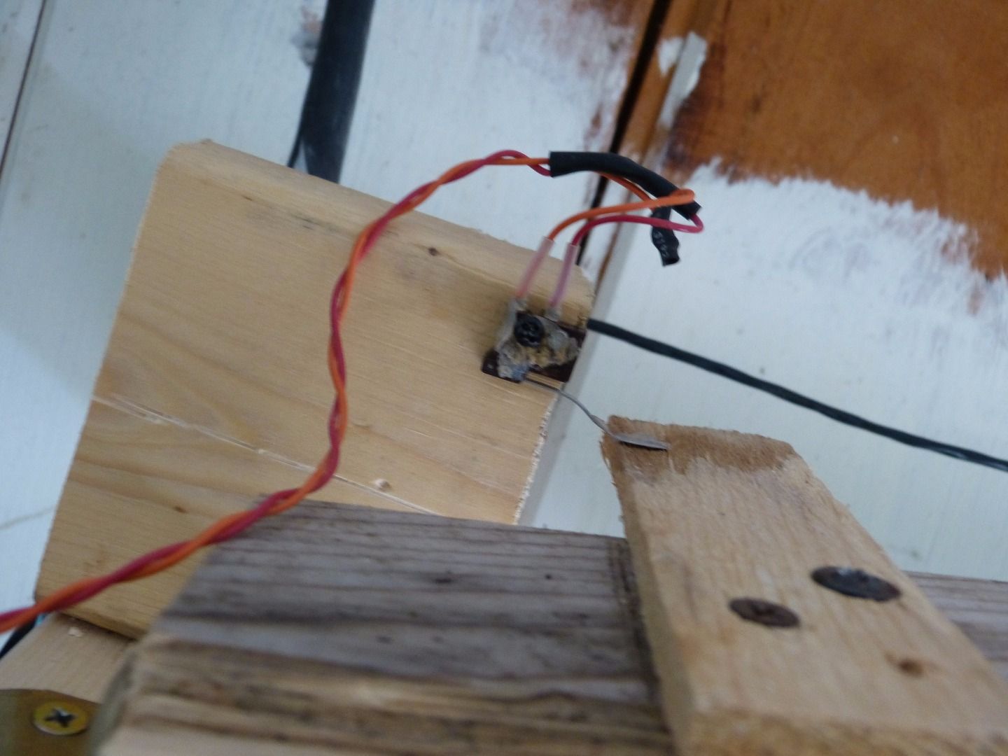 Automatic Garage Door Open/Closed Checker : 12 Steps - Instructables