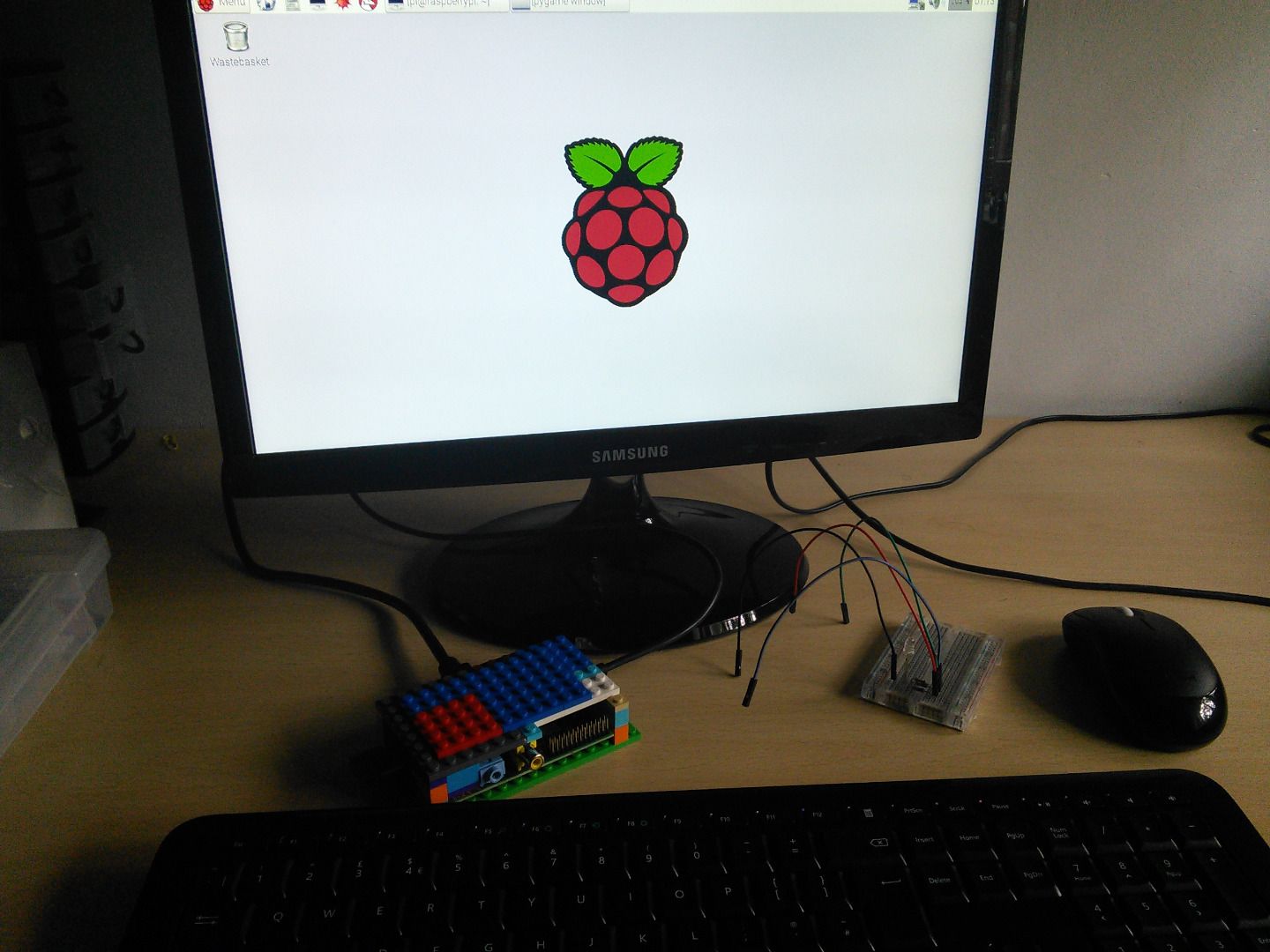 Raspberry Pi - Gpios, Graphical Interface, Pyhton, Math, And 