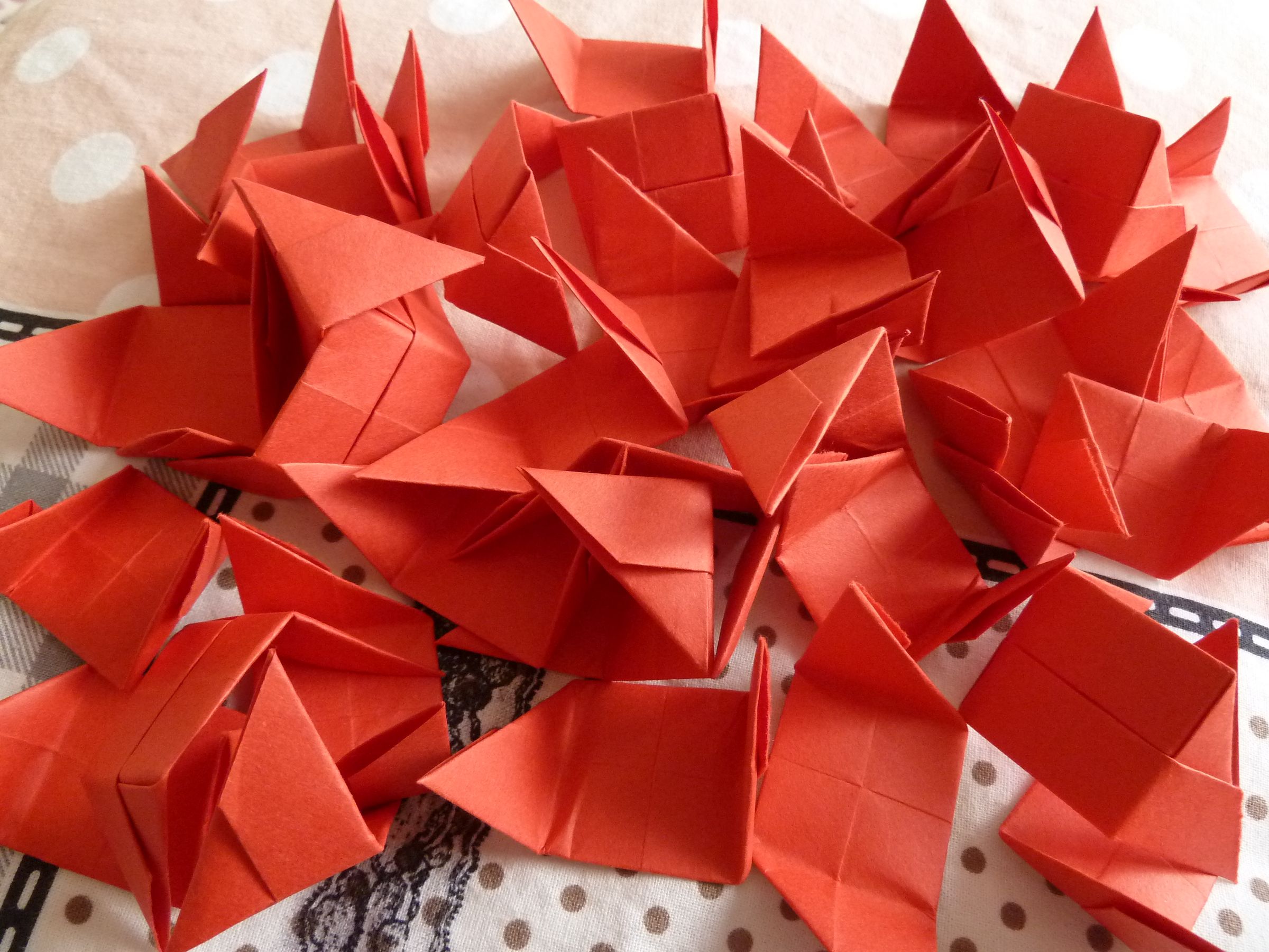 Paper Heart Decorations : 16 Steps (with Pictures) - Instructables