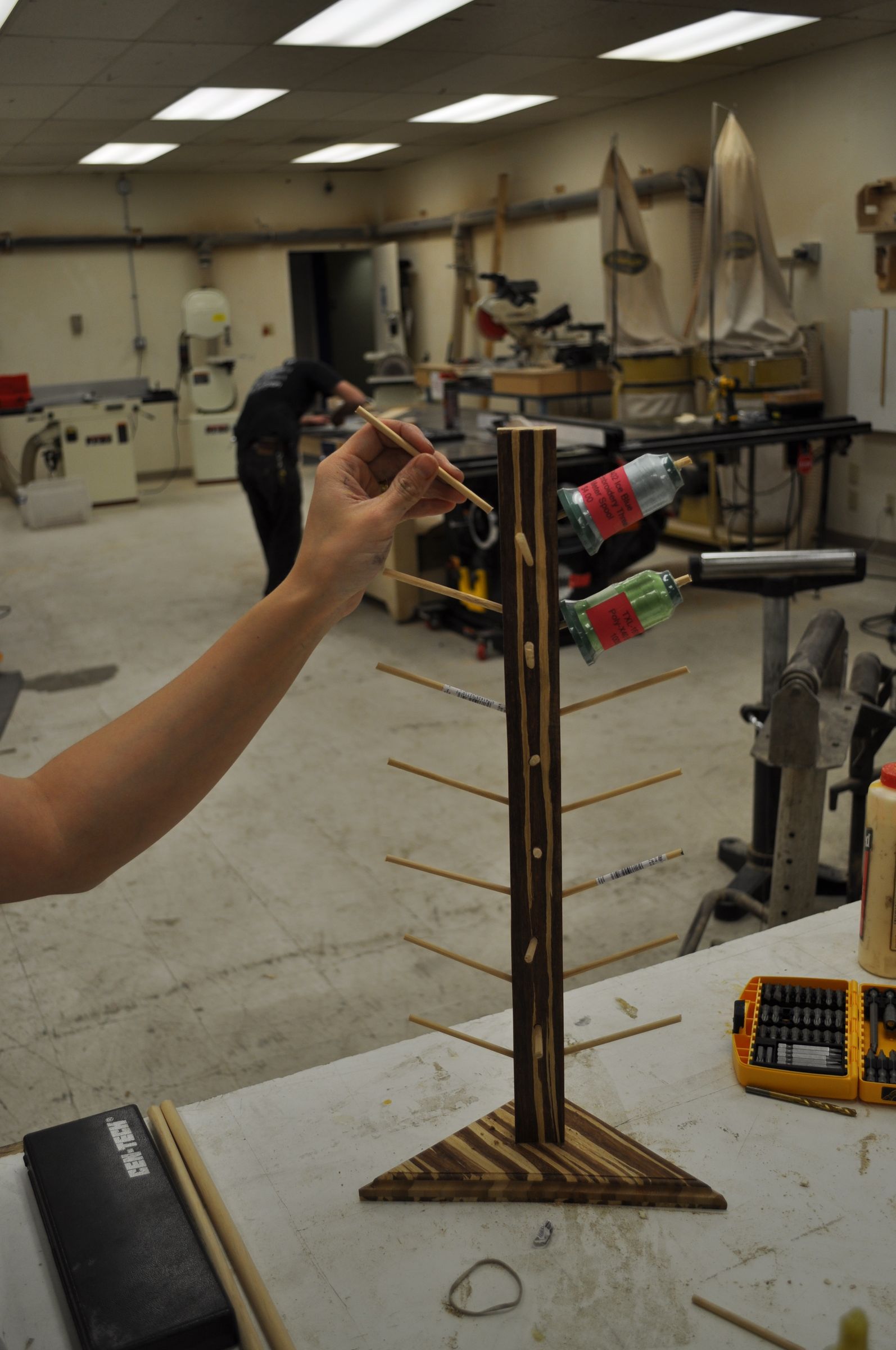 A Thread Holder/lollipop Tree! : 12 Steps (with Pictures) - Instructables
