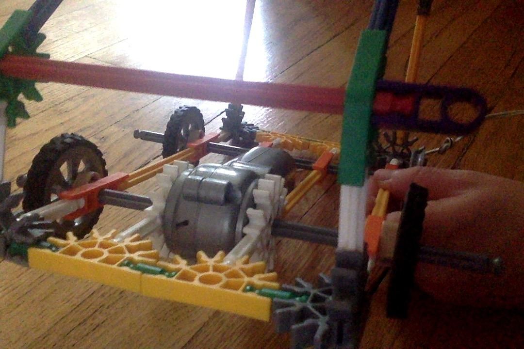 How to Build a Motorized K'nex Car (K-72) : 5 Steps - Instructables