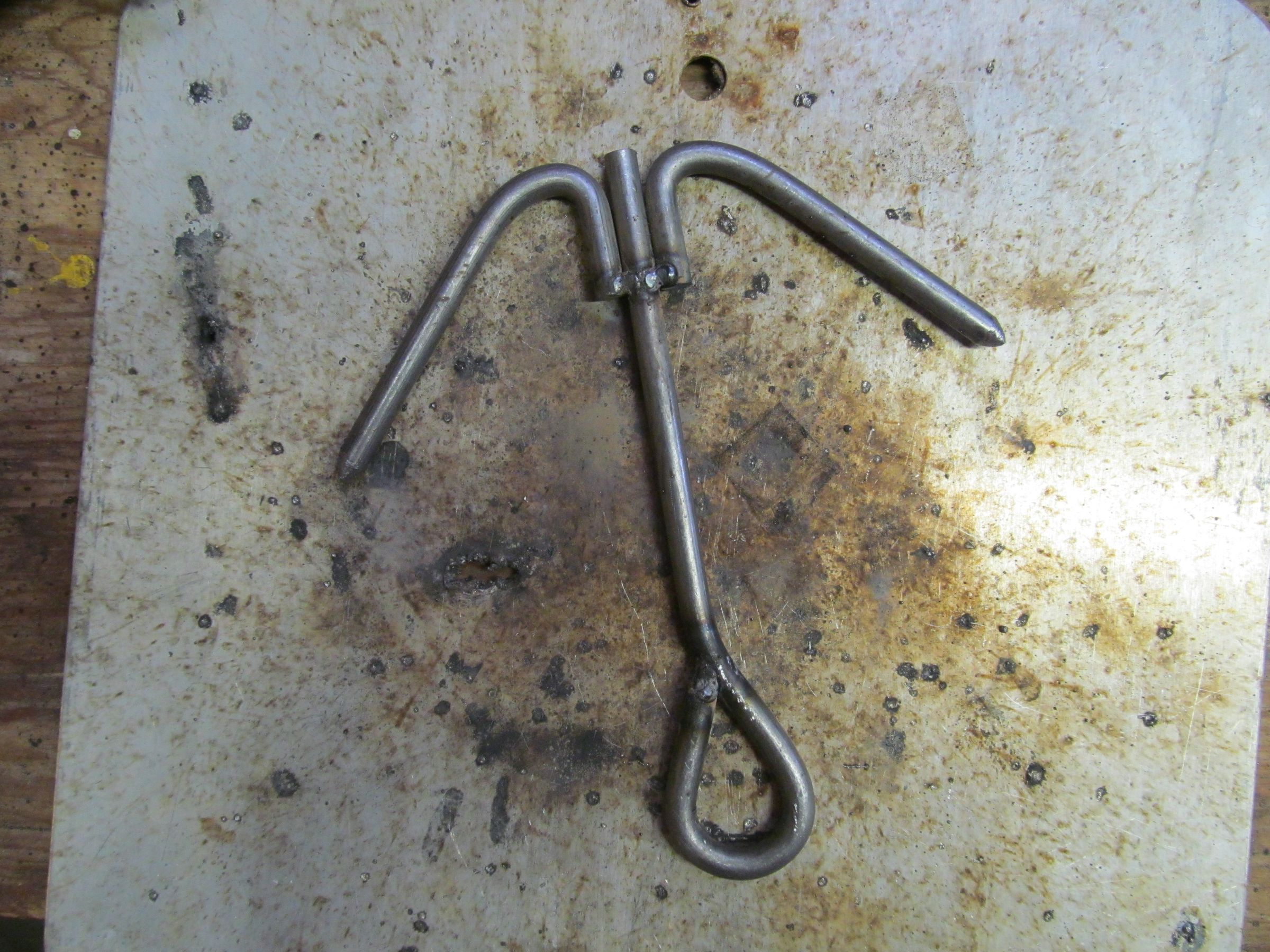 Make a Grappling Hook : 4 Steps (with Pictures) - Instructables