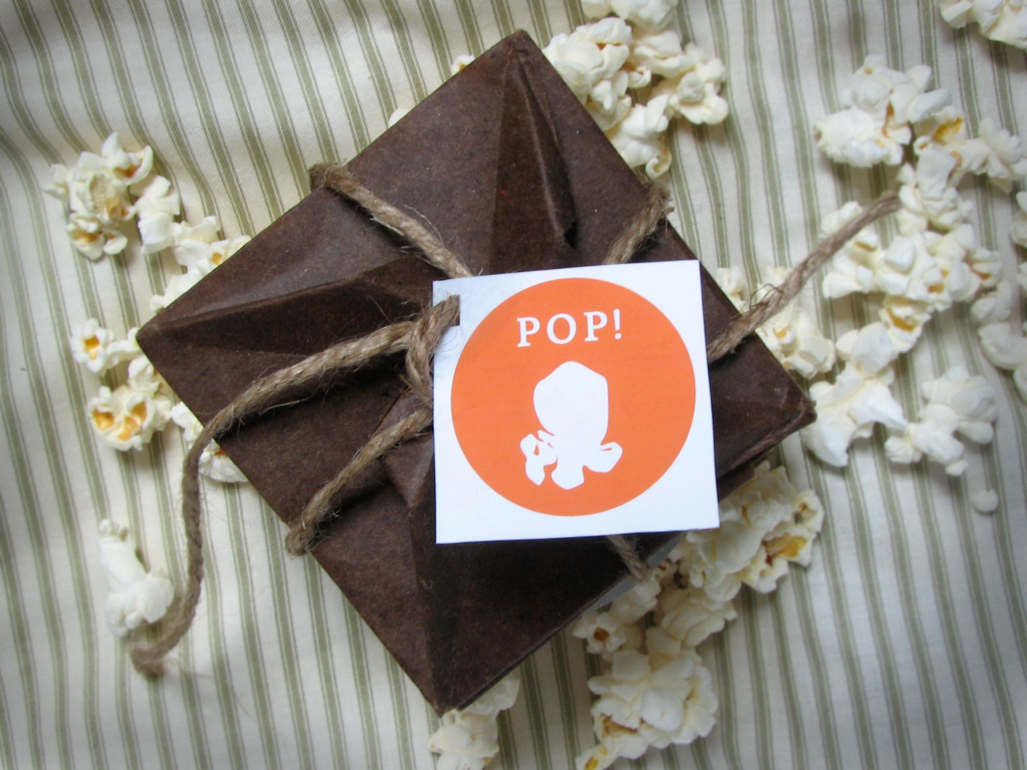 Origami Pop-up Popcorn Cards : 11 Steps (with Pictures) - Instructables