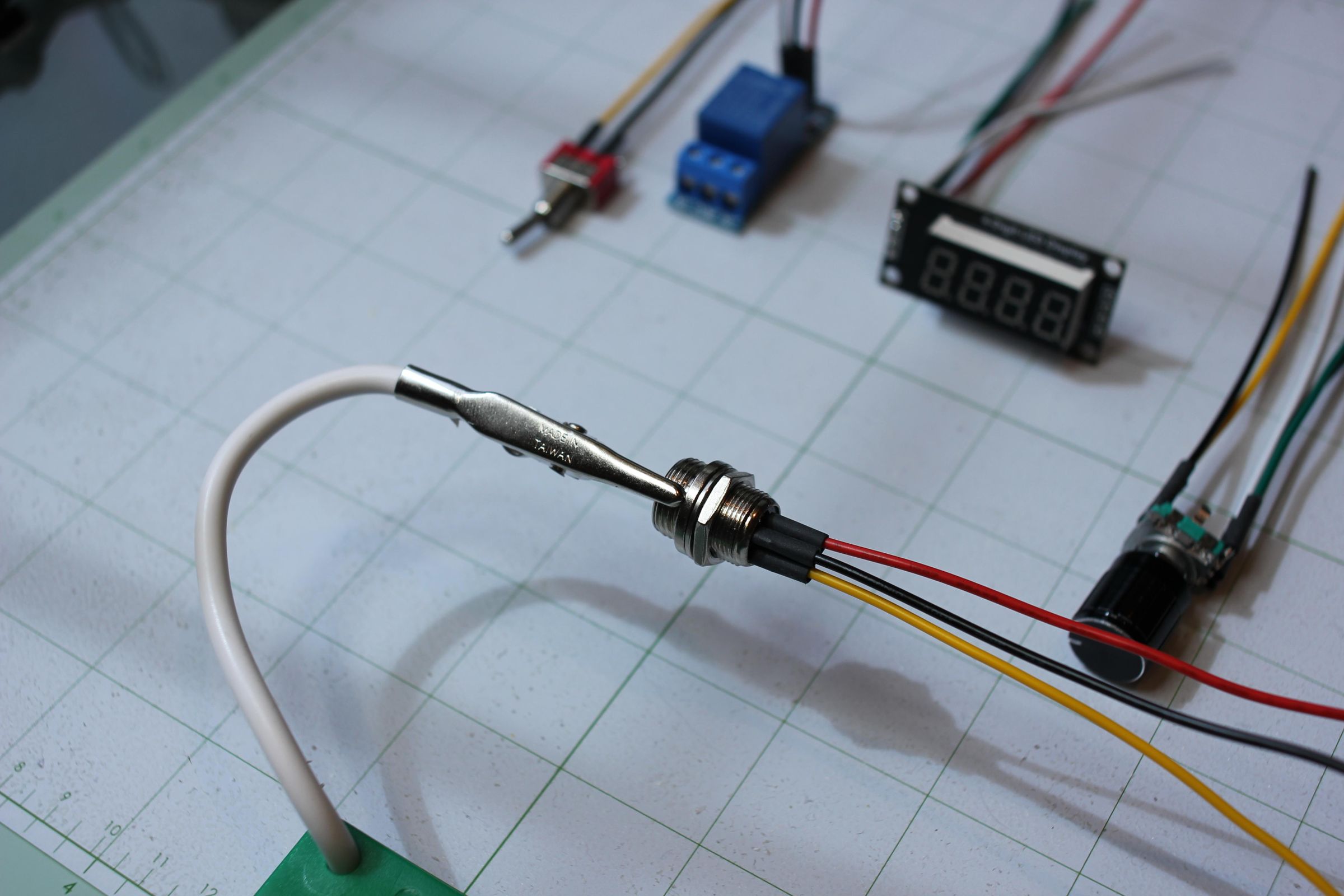 Adjustable Thermostatic Relay (using Arduino Nano) : 8 Steps (with Pictures) - Instructables